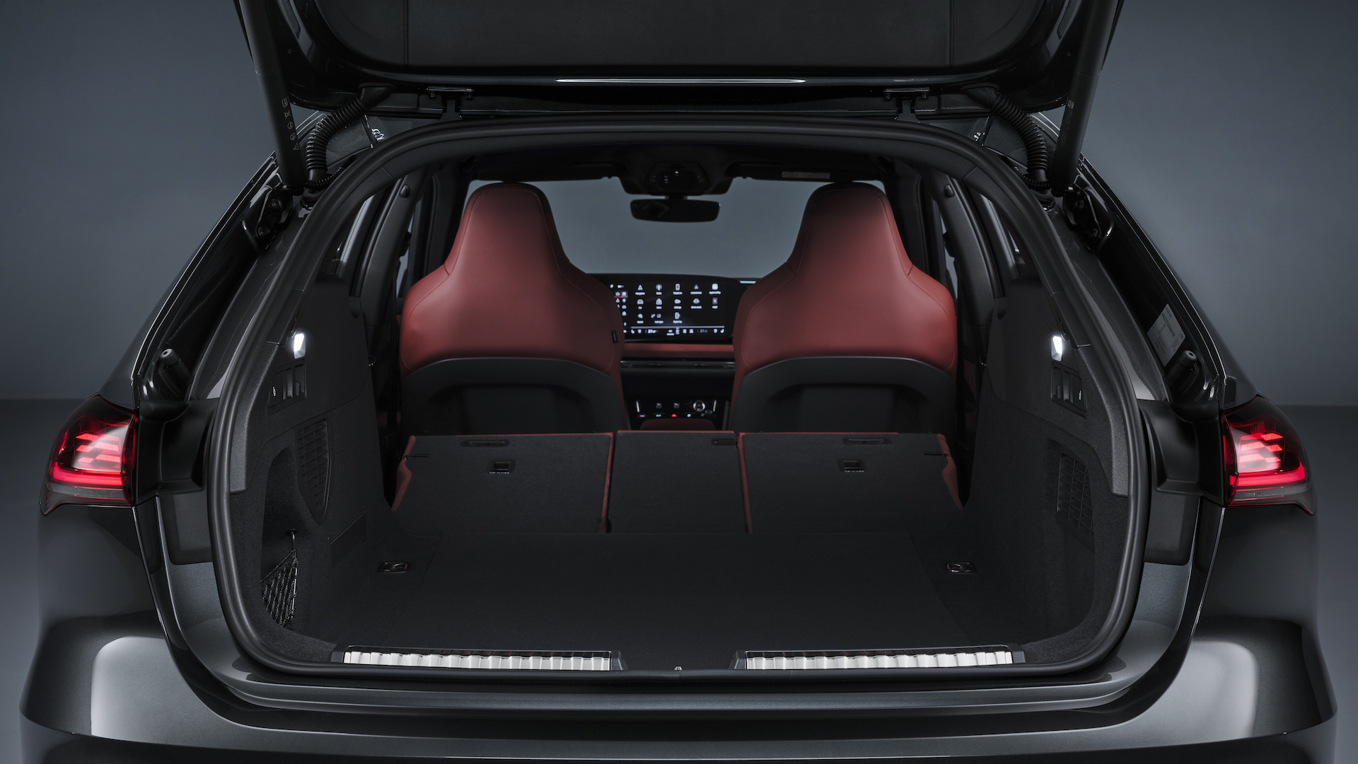 Audi S5 Avant Review 2025 | Performance & Pricing | Carwow