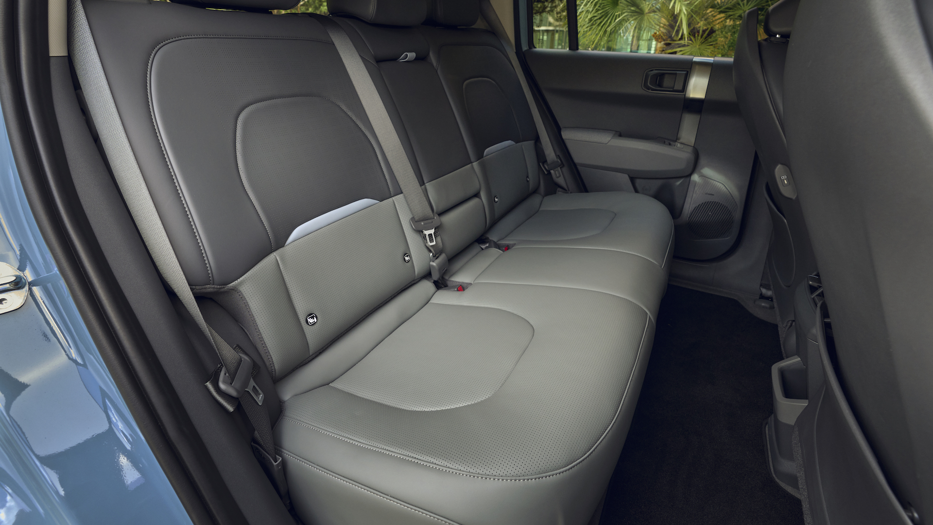 Kia EV3 Review 2025 | Performance & Pricing | Carwow