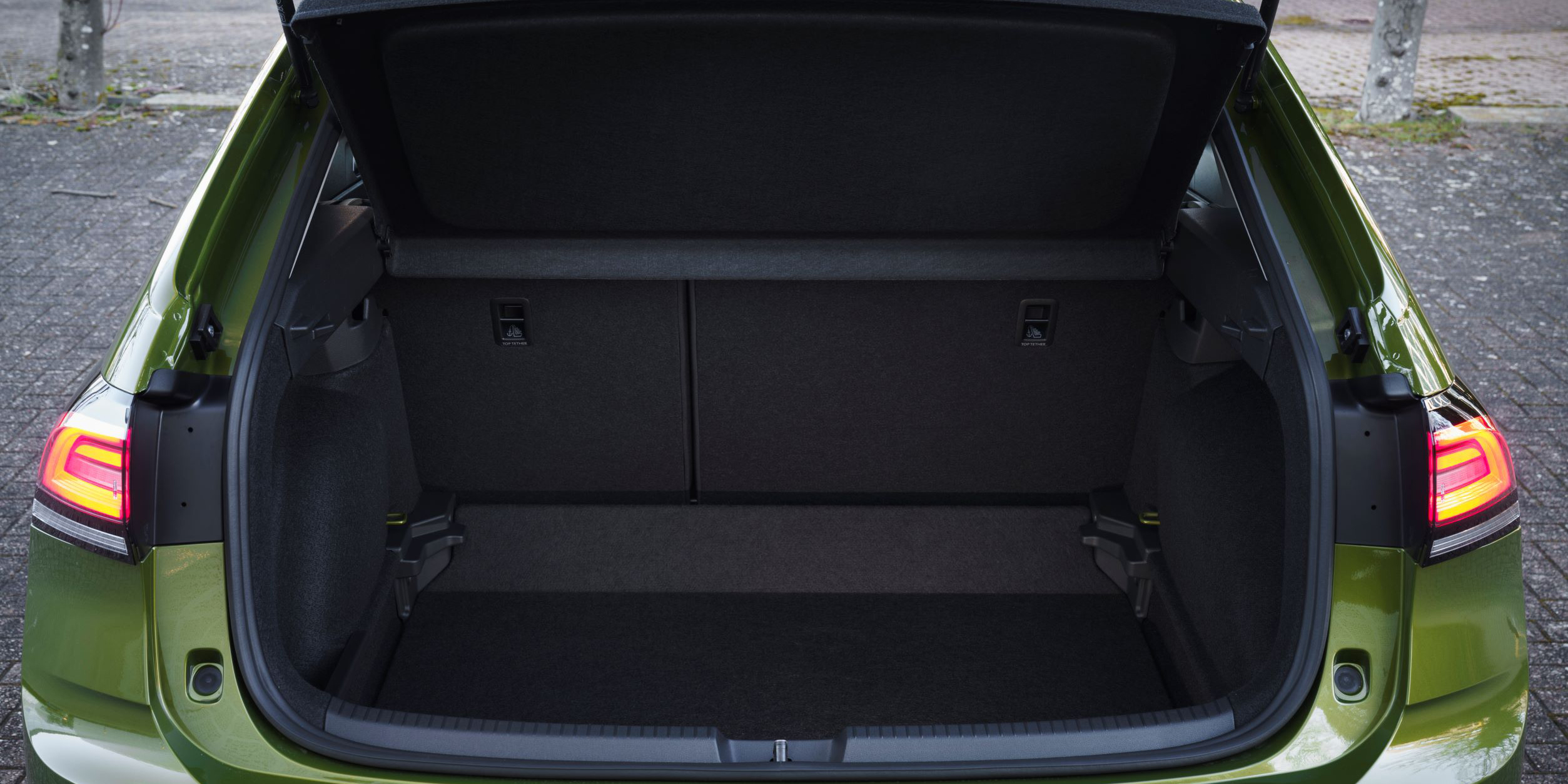 Volkswagen Taigo Review 2023 | Performance & Pricing | carwow