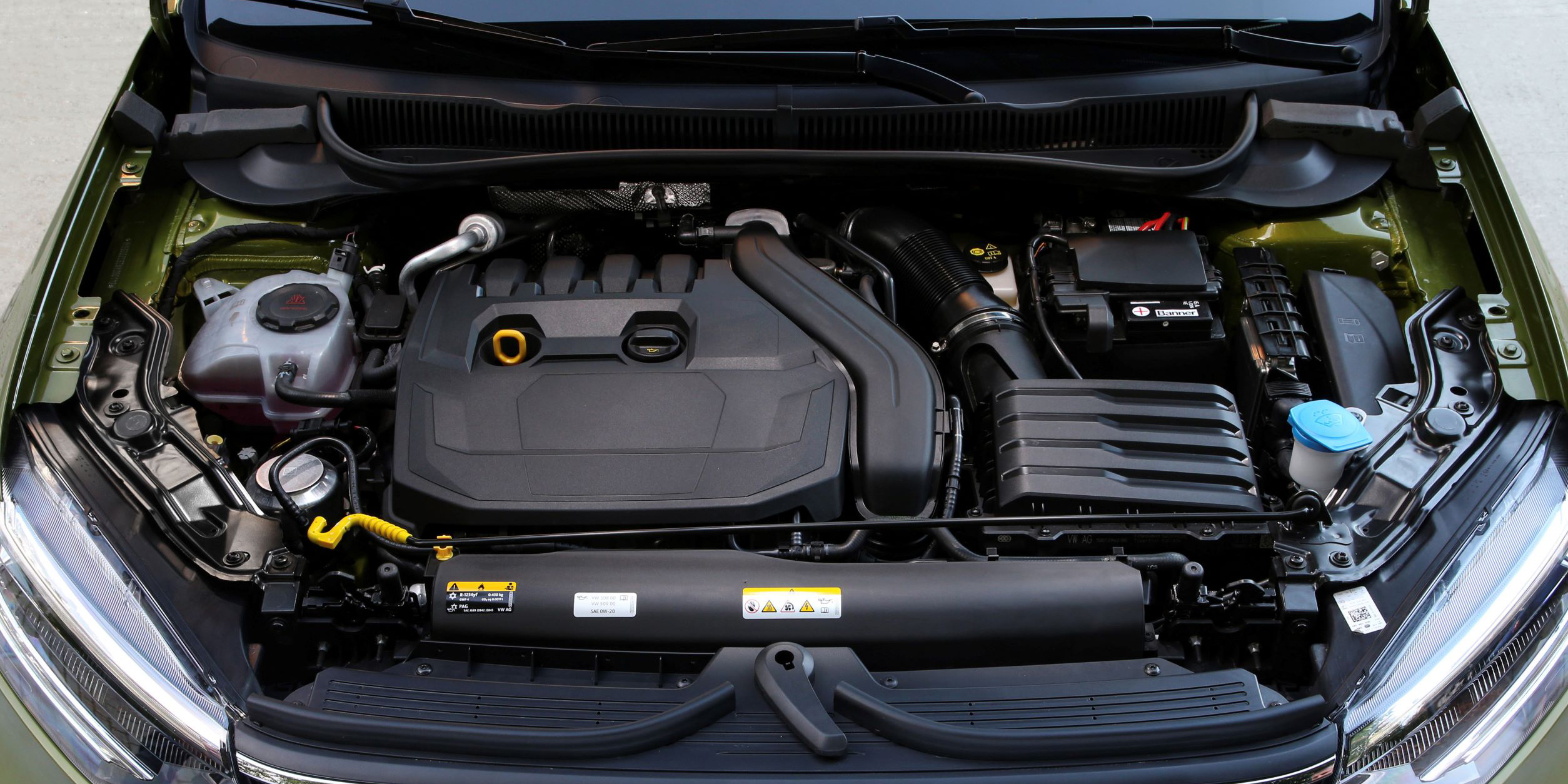 Volkswagen Taigo Review 2023 | Performance & Pricing | carwow