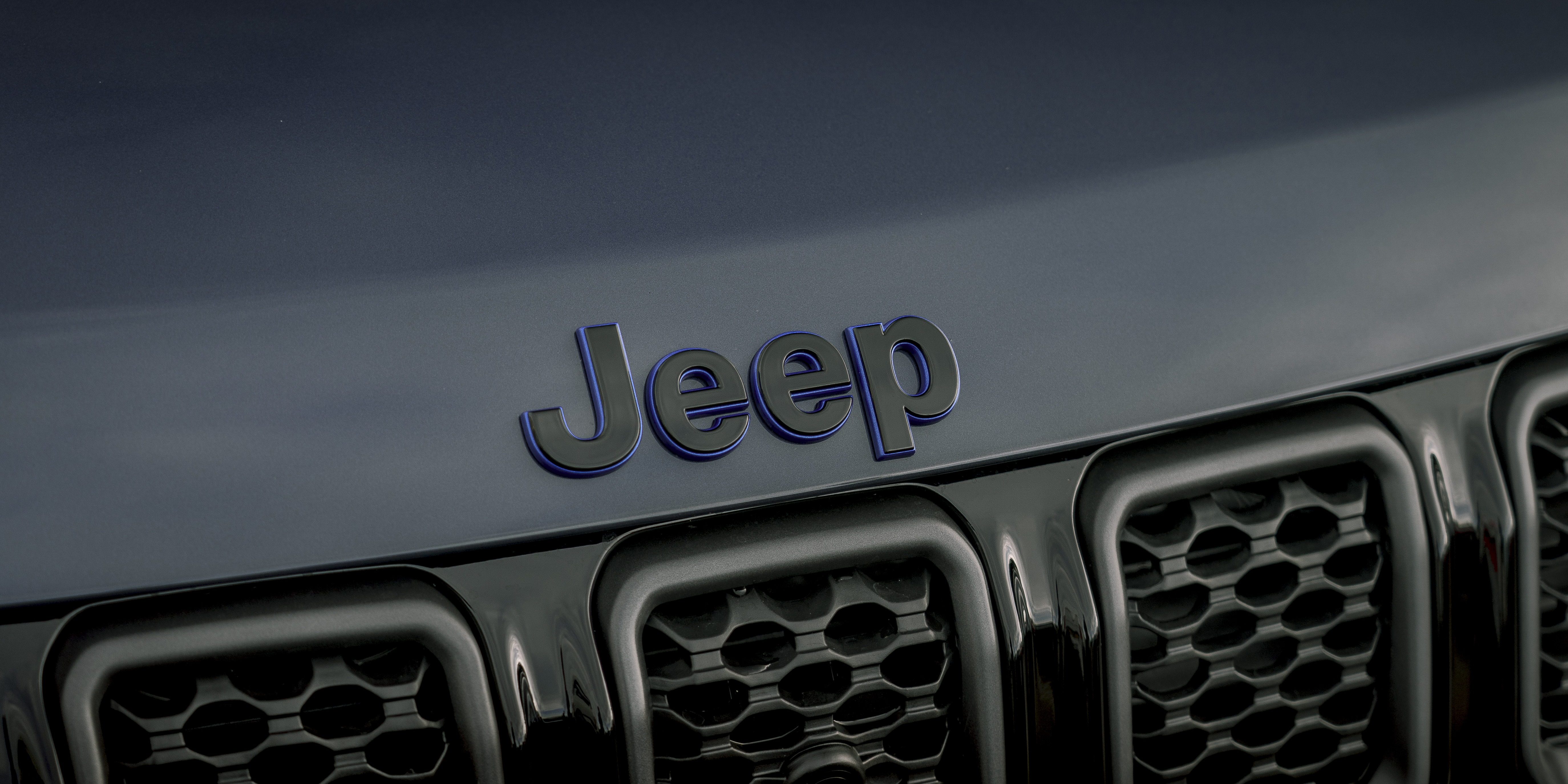 Jeep Compass Review 2024 | Boot Space, Price & Interior | Carwow