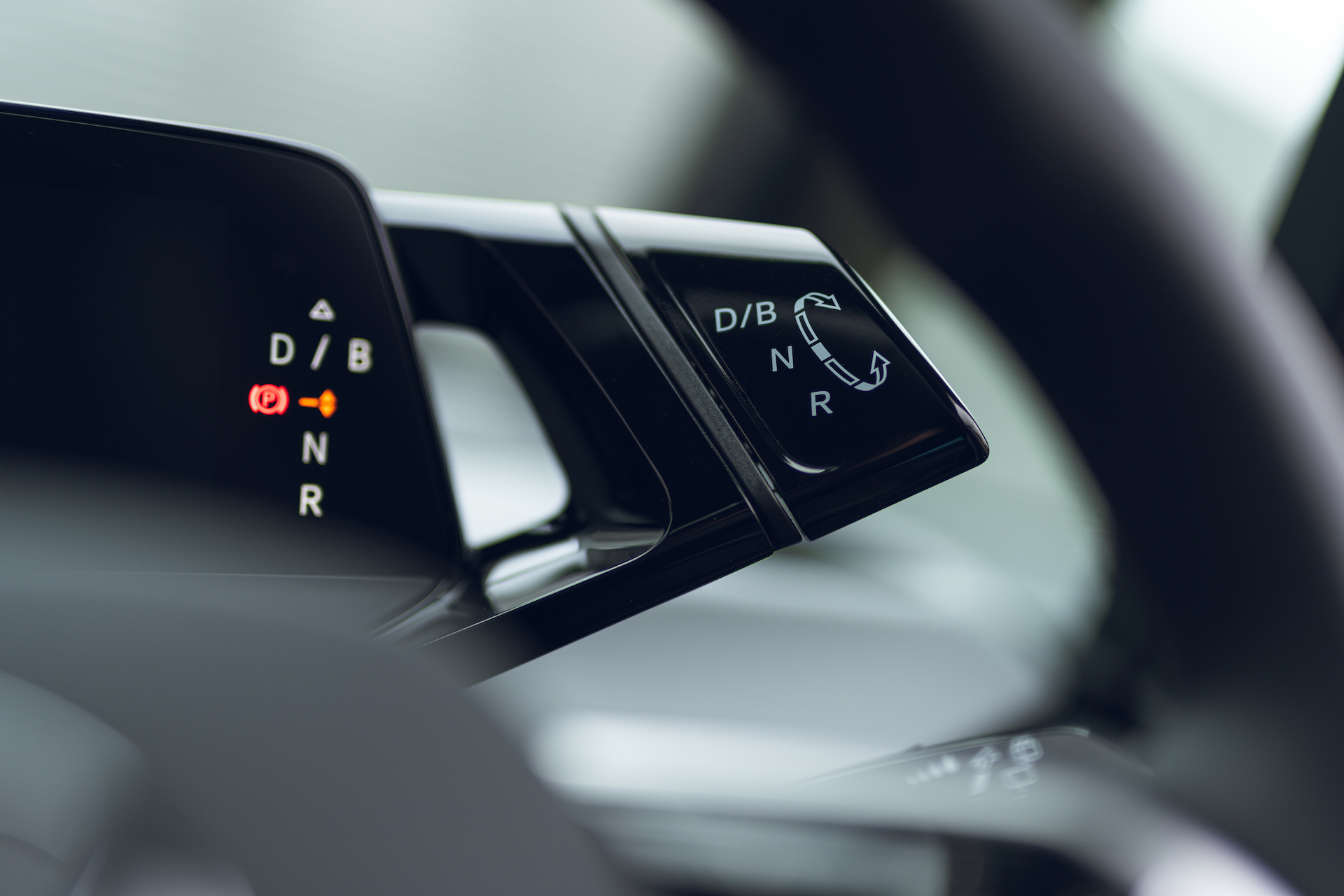 VW ID3 Review 2023 | Electric Range, Interior & Price | carwow