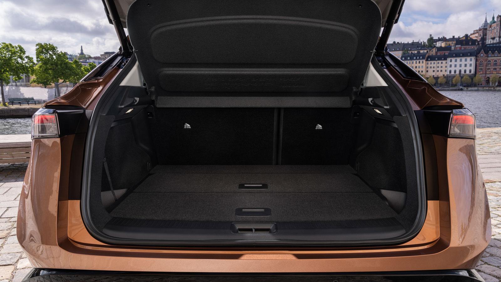 Nissan Ariya | Interior y maletero | Carwow