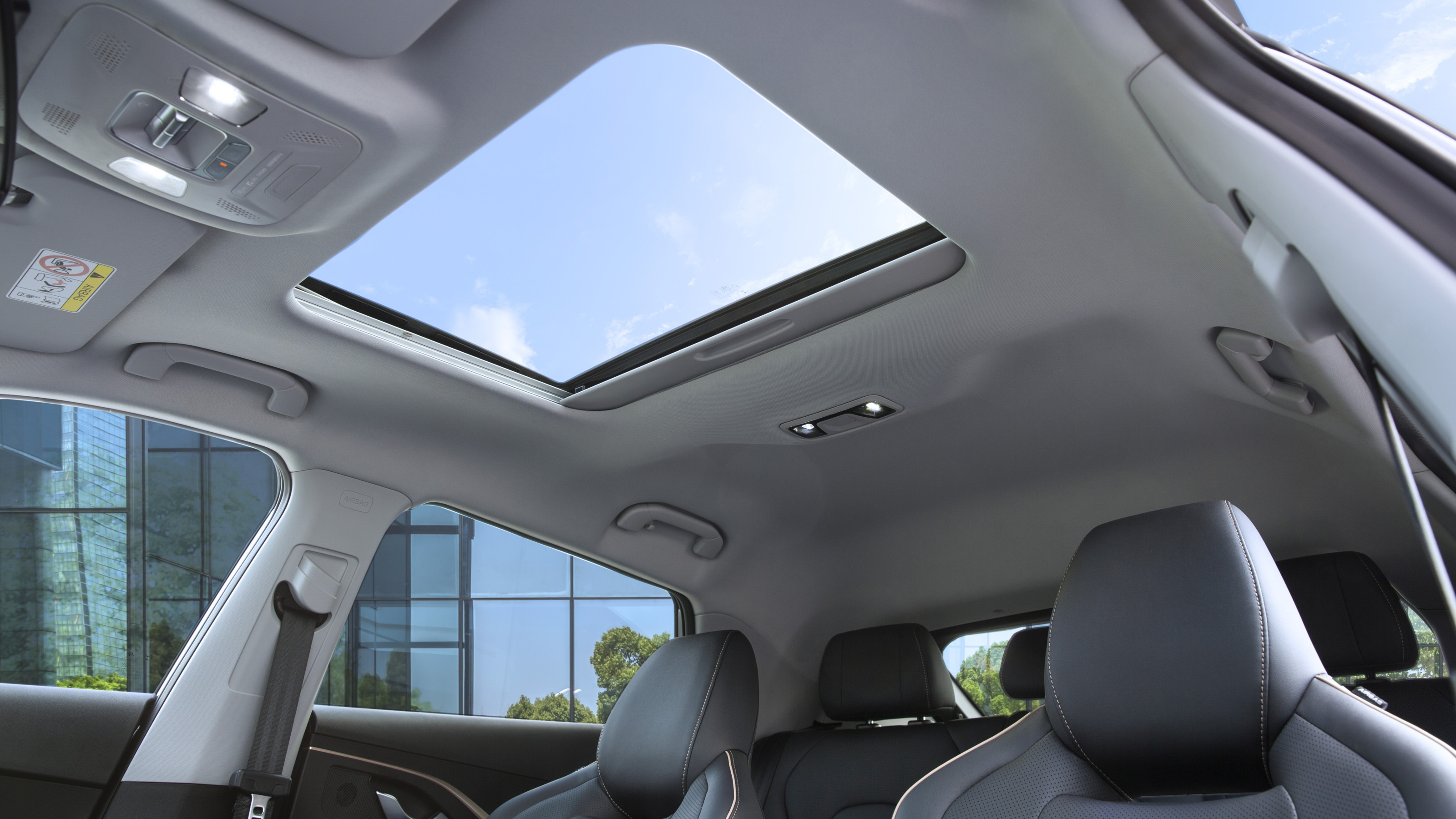 OMODA 5 | Interior y maletero | Carwow