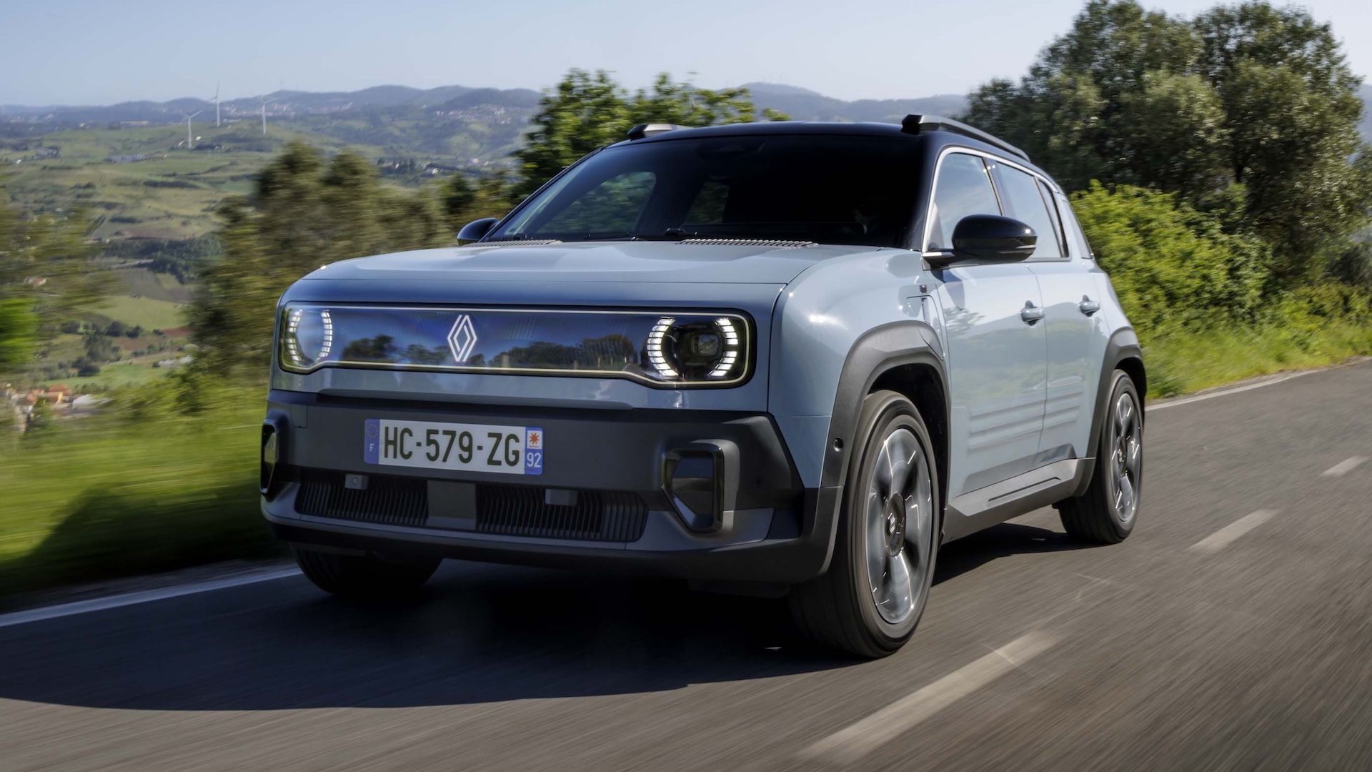 Renault 4 E-Tech | Specifications & Dimensions | Carwow