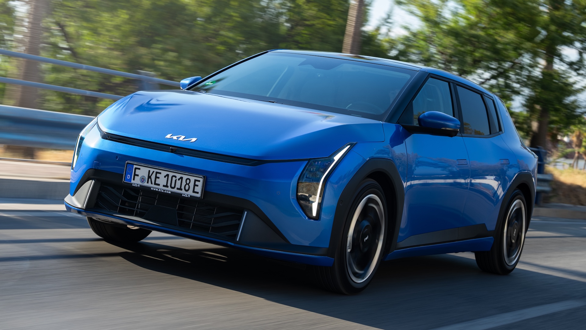 Kia EV4 Colours | Free & Paid Options | Carwow