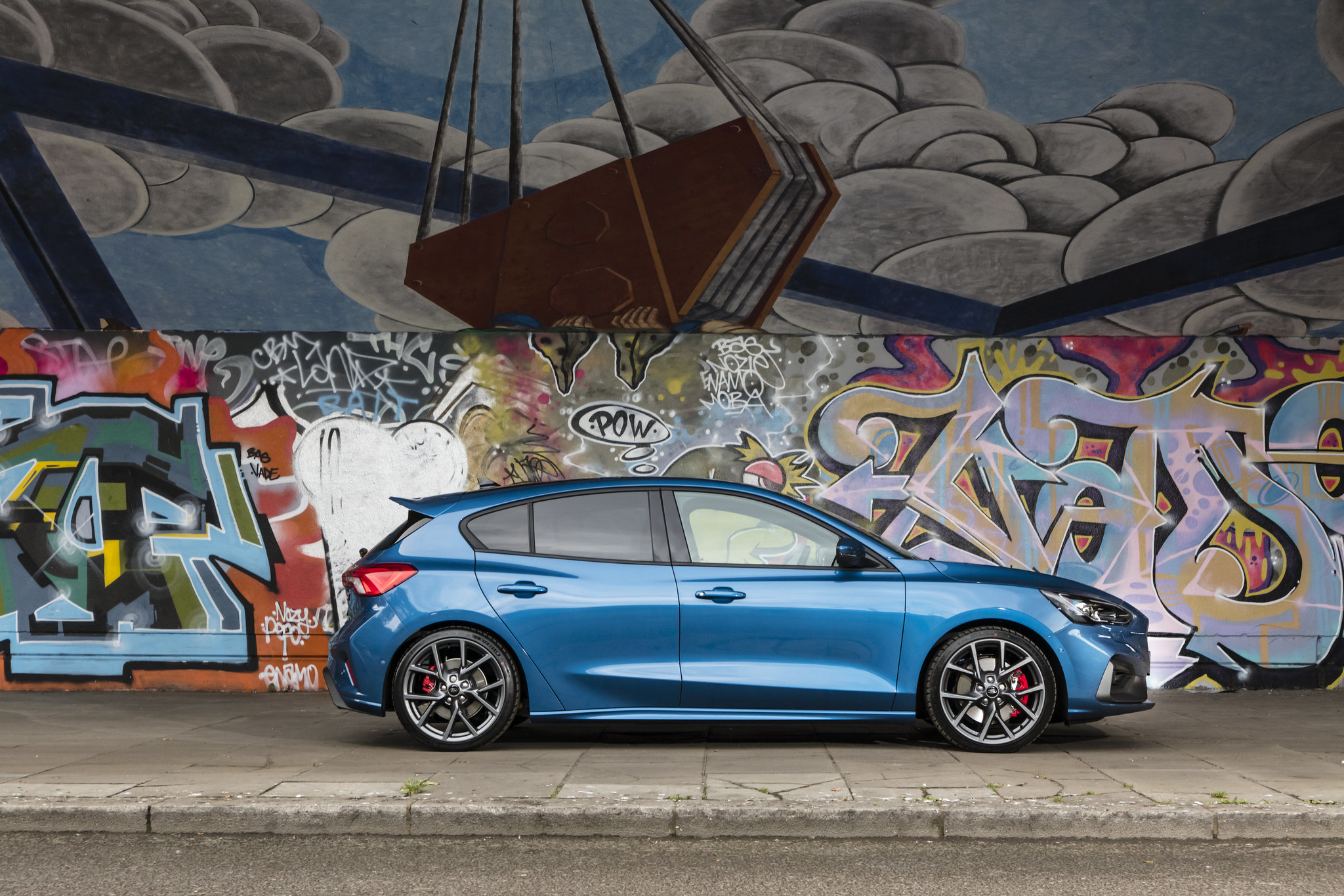 Ford Focus ST Review 2024 | Performance & Pricing | Carwow