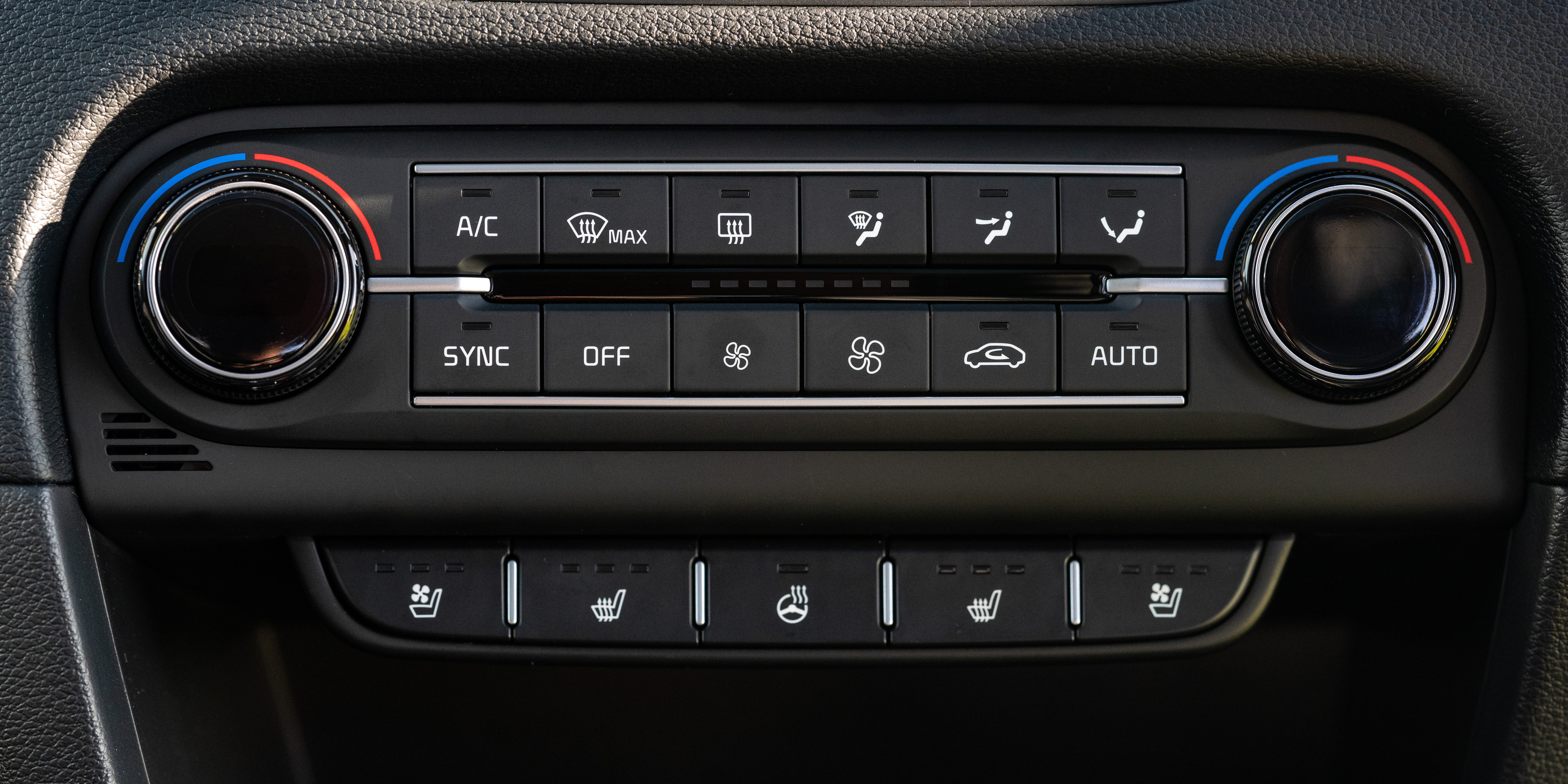 Kia XCeed Review 2023 | Performance & Pricing | carwow