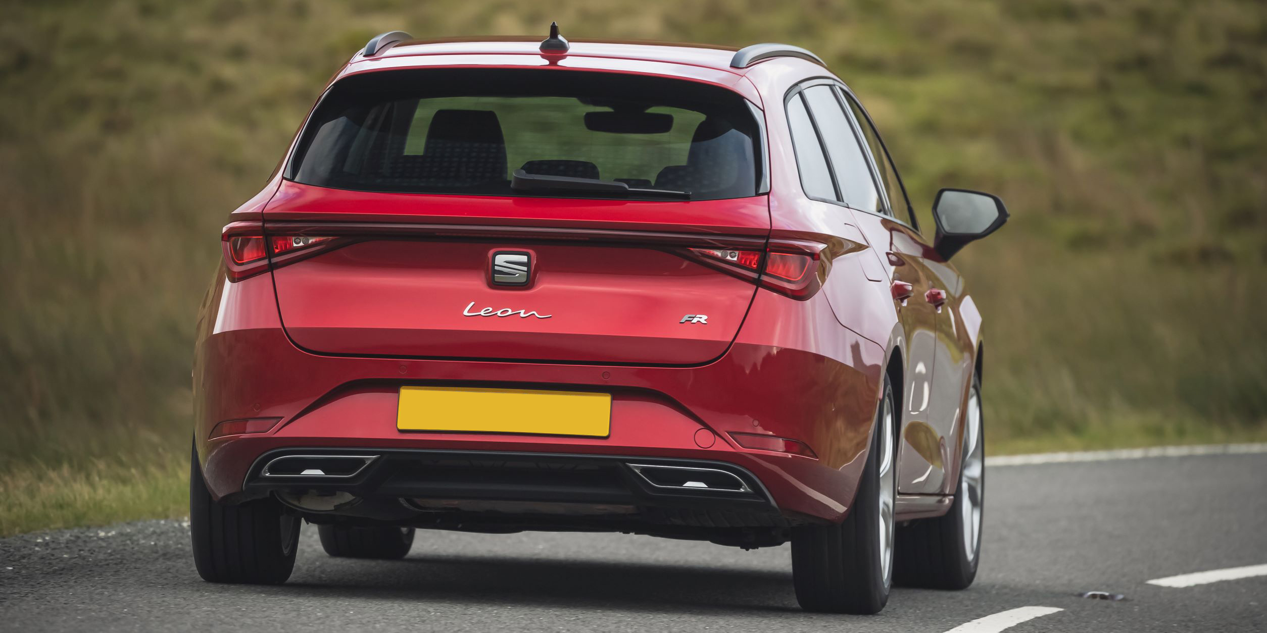SEAT Leon Estate Review 2025 | Performance & Pricing | Carwow