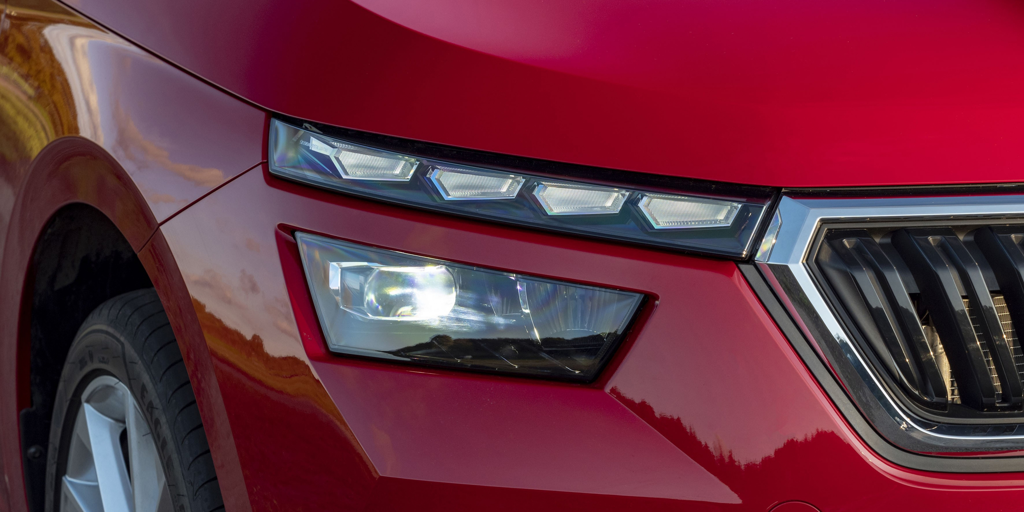 Skoda Kamiq Review 2024 | Price, Interior & Boot Space | Carwow