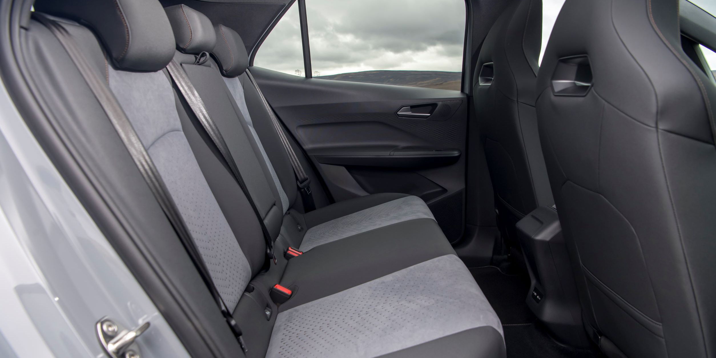 Cupra Born Review 2024 | Electric Range, Interior & Price | Carwow