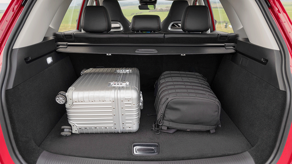 MG HS Review 2023 | Performance & Pricing | carwow