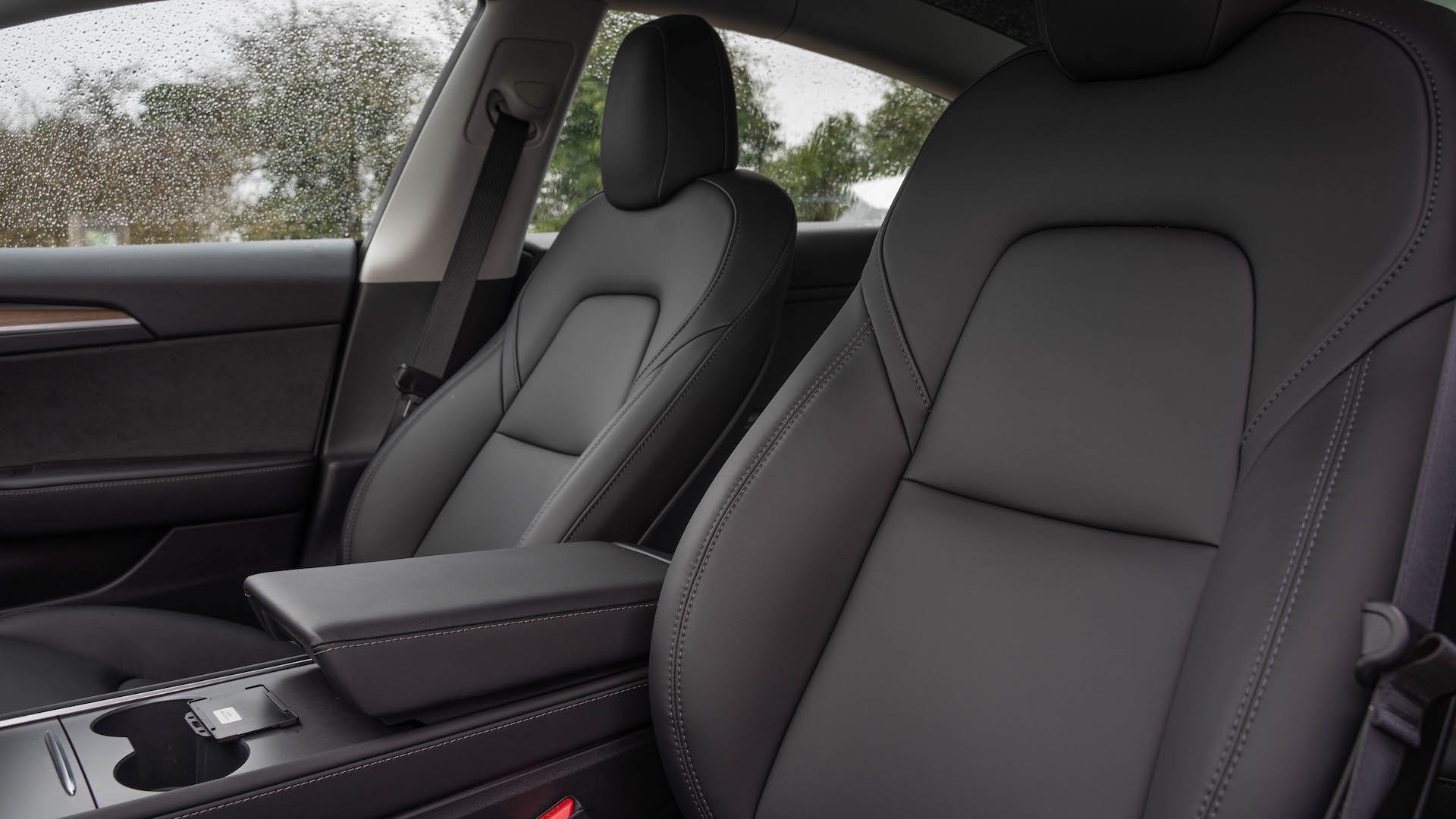 Tesla Model 3 Review 2023 | Price, Interior & Range | carwow