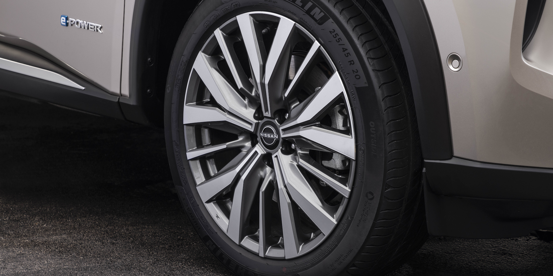 Nissan X-Trail Review 2024 | Interior, Boot Space & Price | Carwow