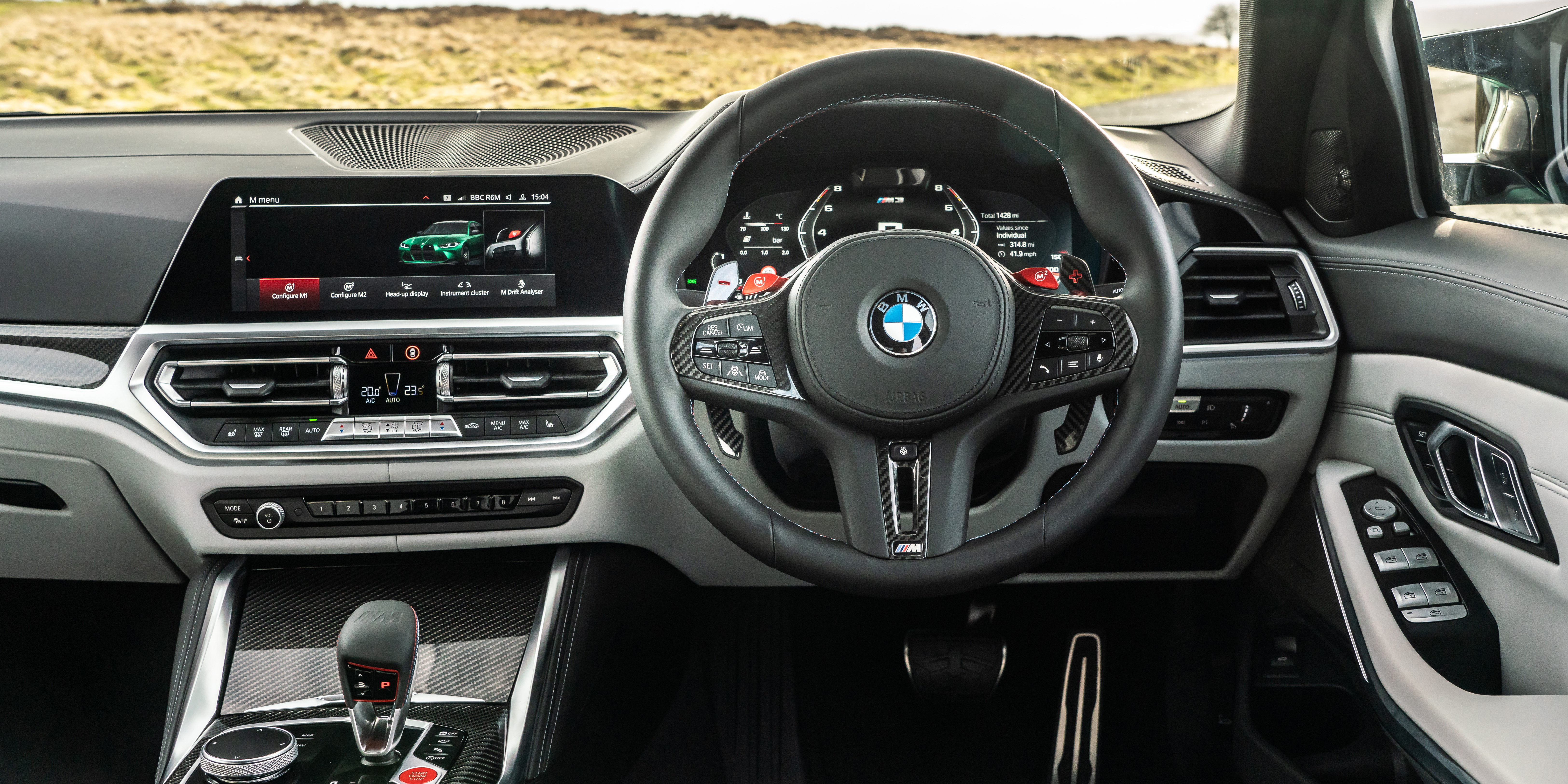 BMW M3 Review 2023 | Performance & Pricing | carwow