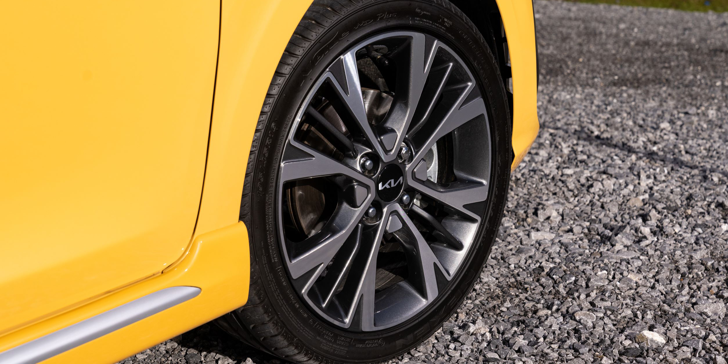 Kia Picanto Review 2024 | Performance & Pricing | Carwow