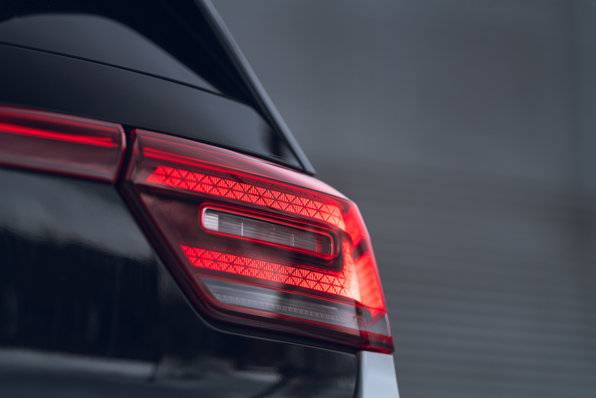 VW ID3 Review 2023 | Electric Range, Interior & Price | carwow