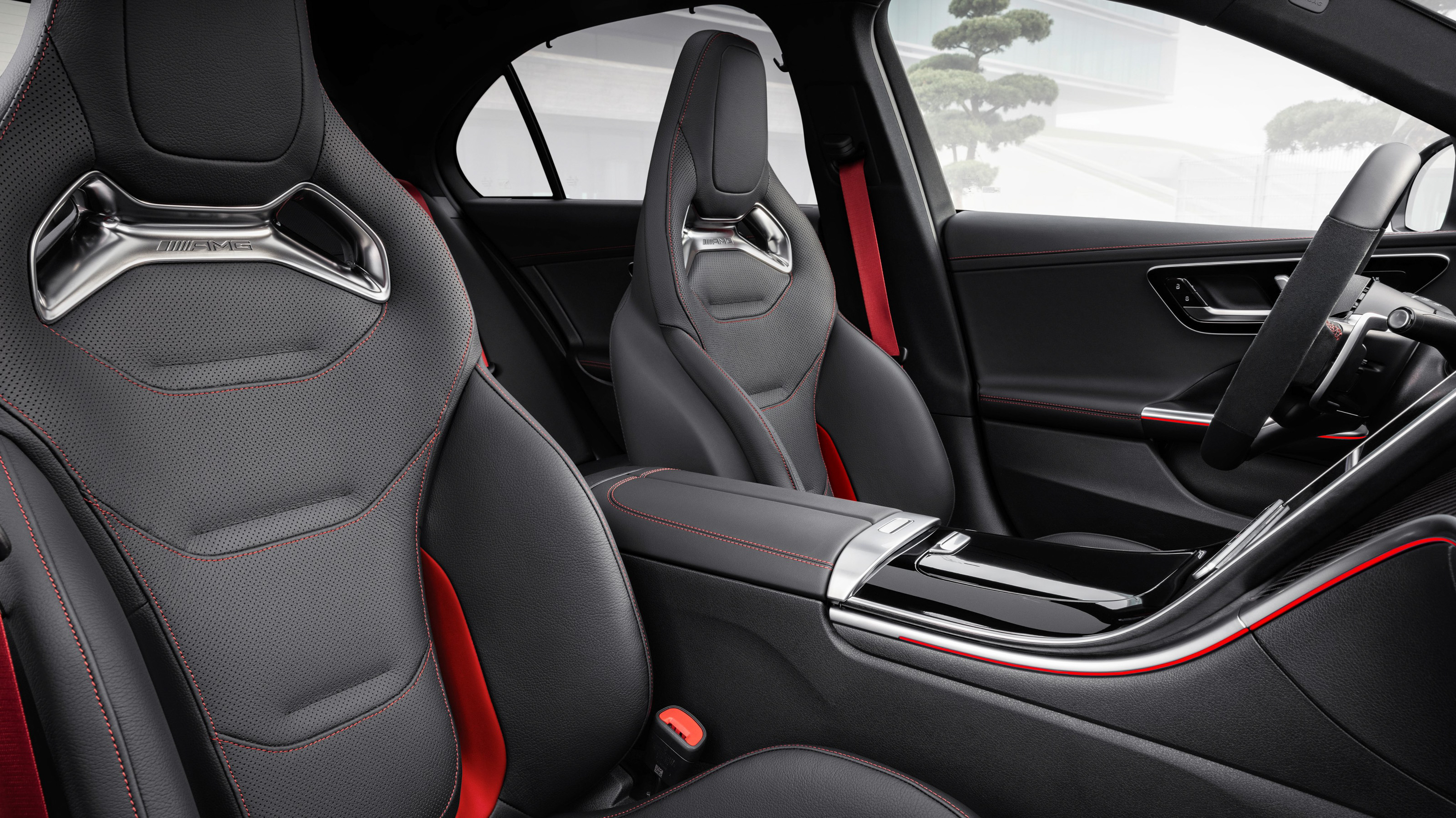 Mercedes AMG C 43 4MATIC | Interior y maletero | Carwow