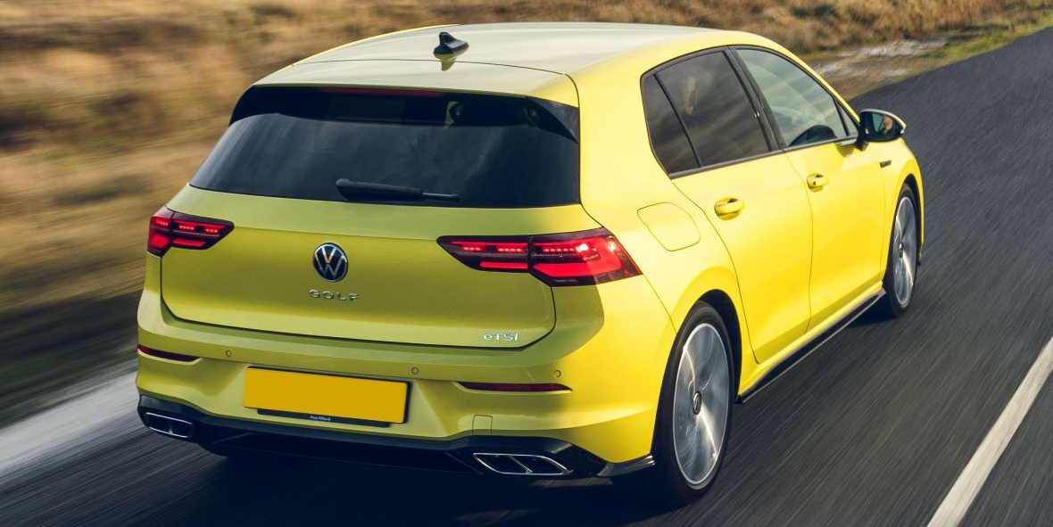 Volkswagen Golf Review 2023 | Performance & Pricing | carwow