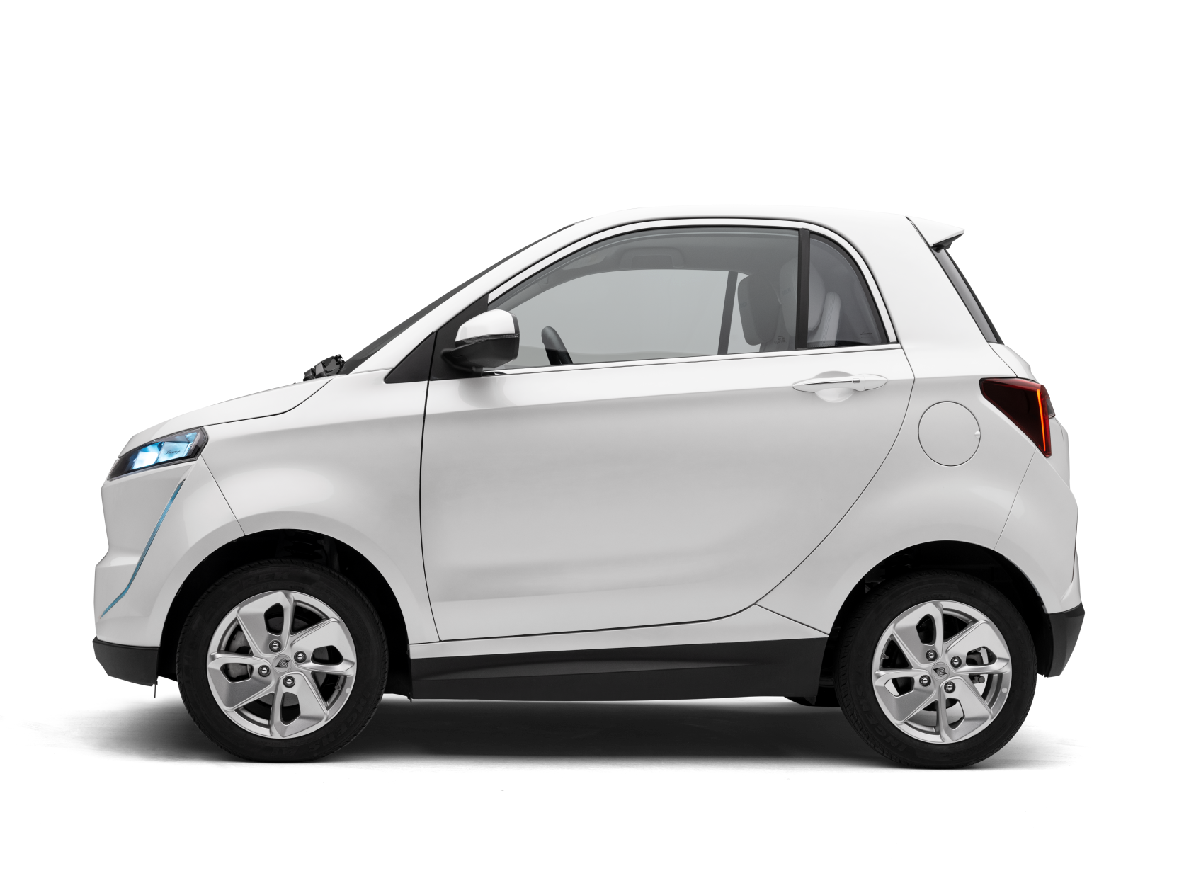 ELARIS DYO Test 2024 | Konfigurator & Preise | carwow.de