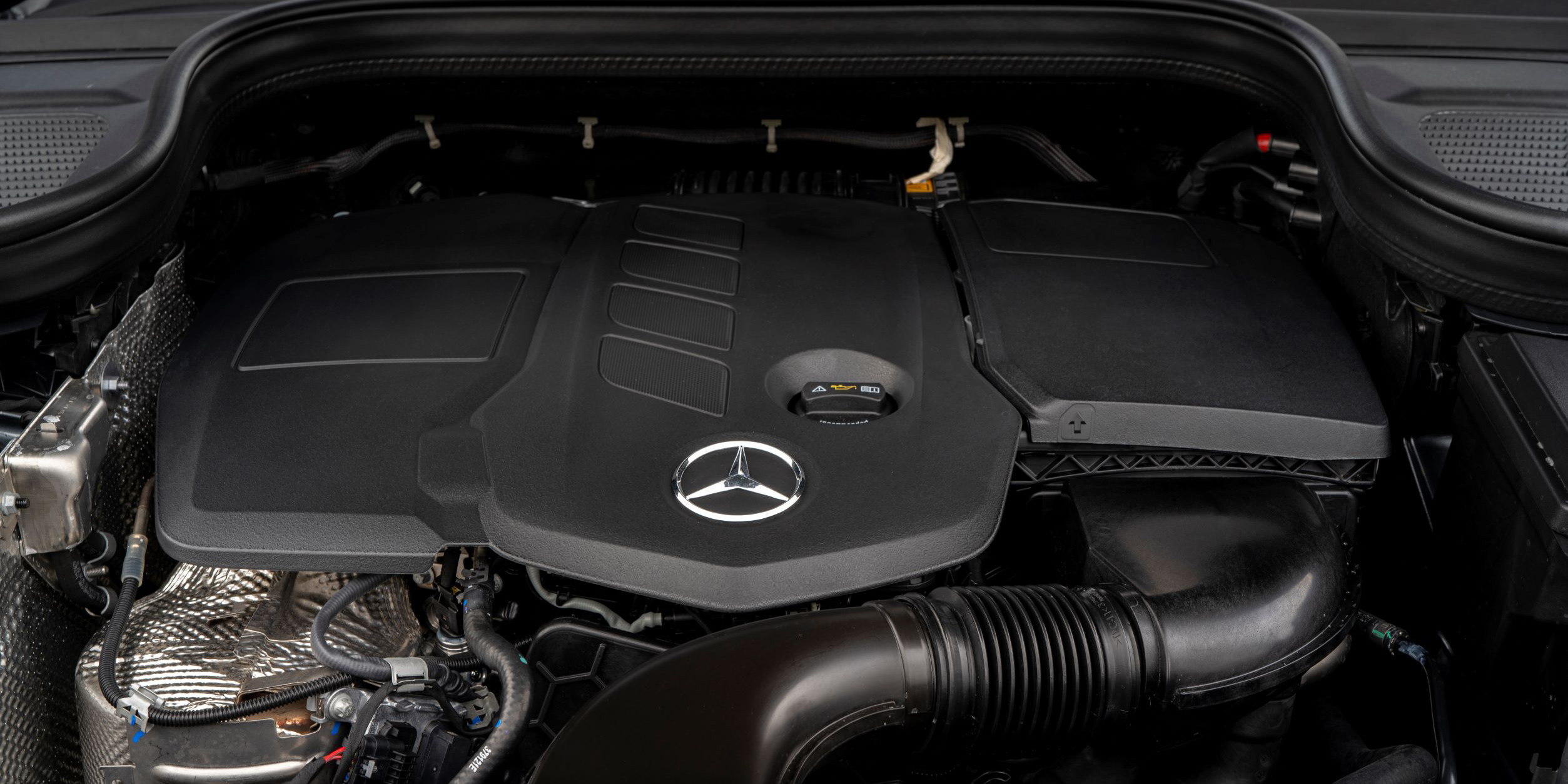 Mercedes GLE SUV Review 2023 | Performance & Pricing | carwow