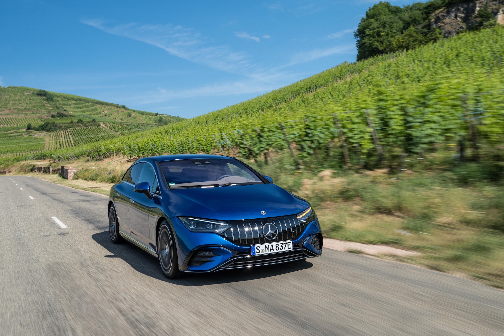 Mercedes-Benz AMG EQE 53 Review 2024 | Performance & Pricing | Carwow