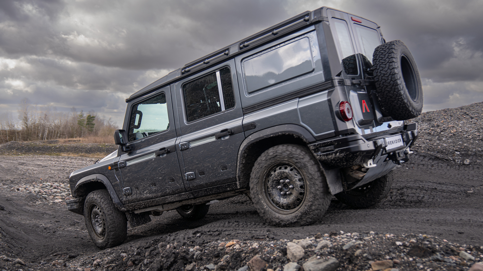 INEOS Grenadier Review 2024 | Performance & Pricing | Carwow