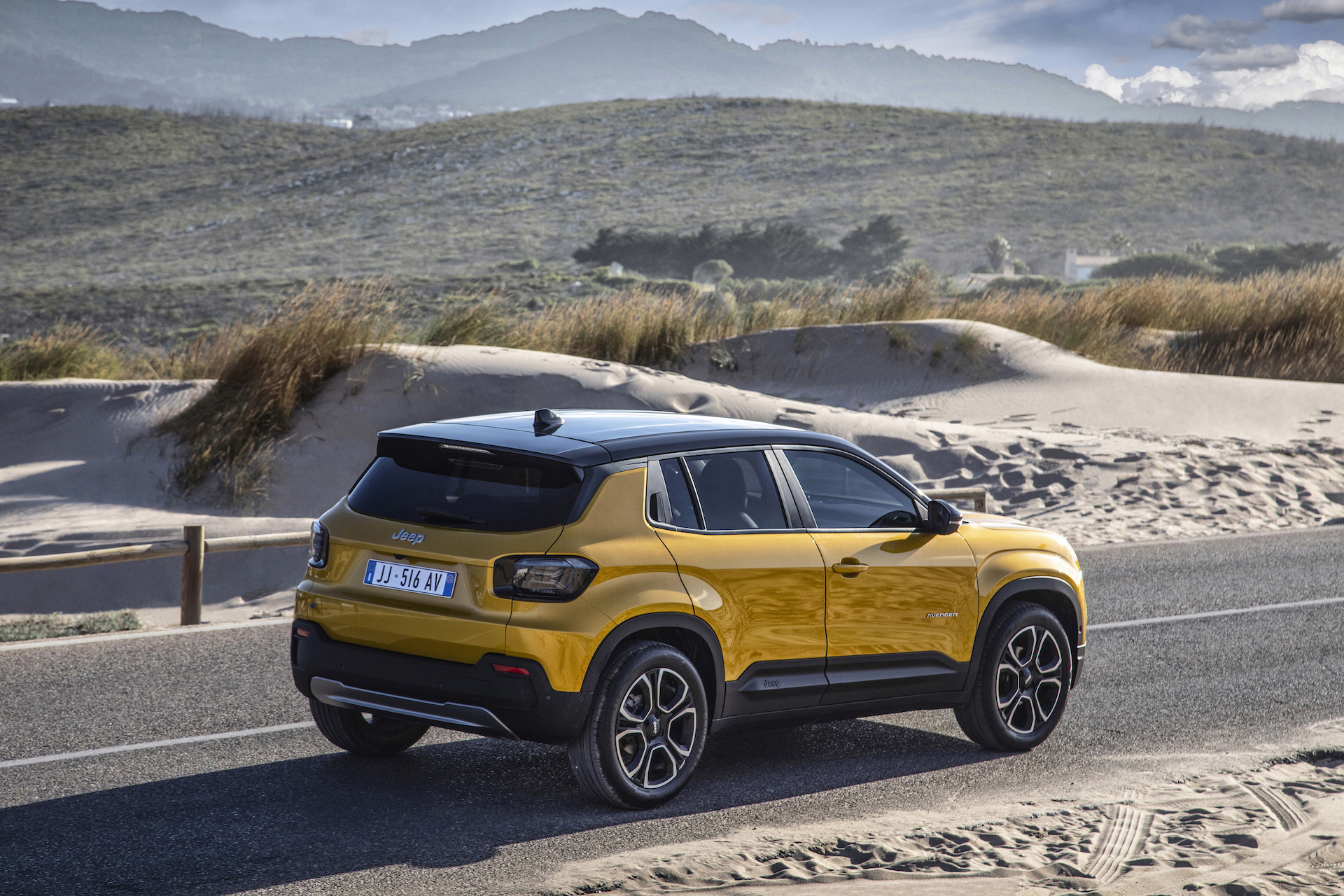 Jeep Avenger Test 2024 | Reichweite & Preise | carwow.de