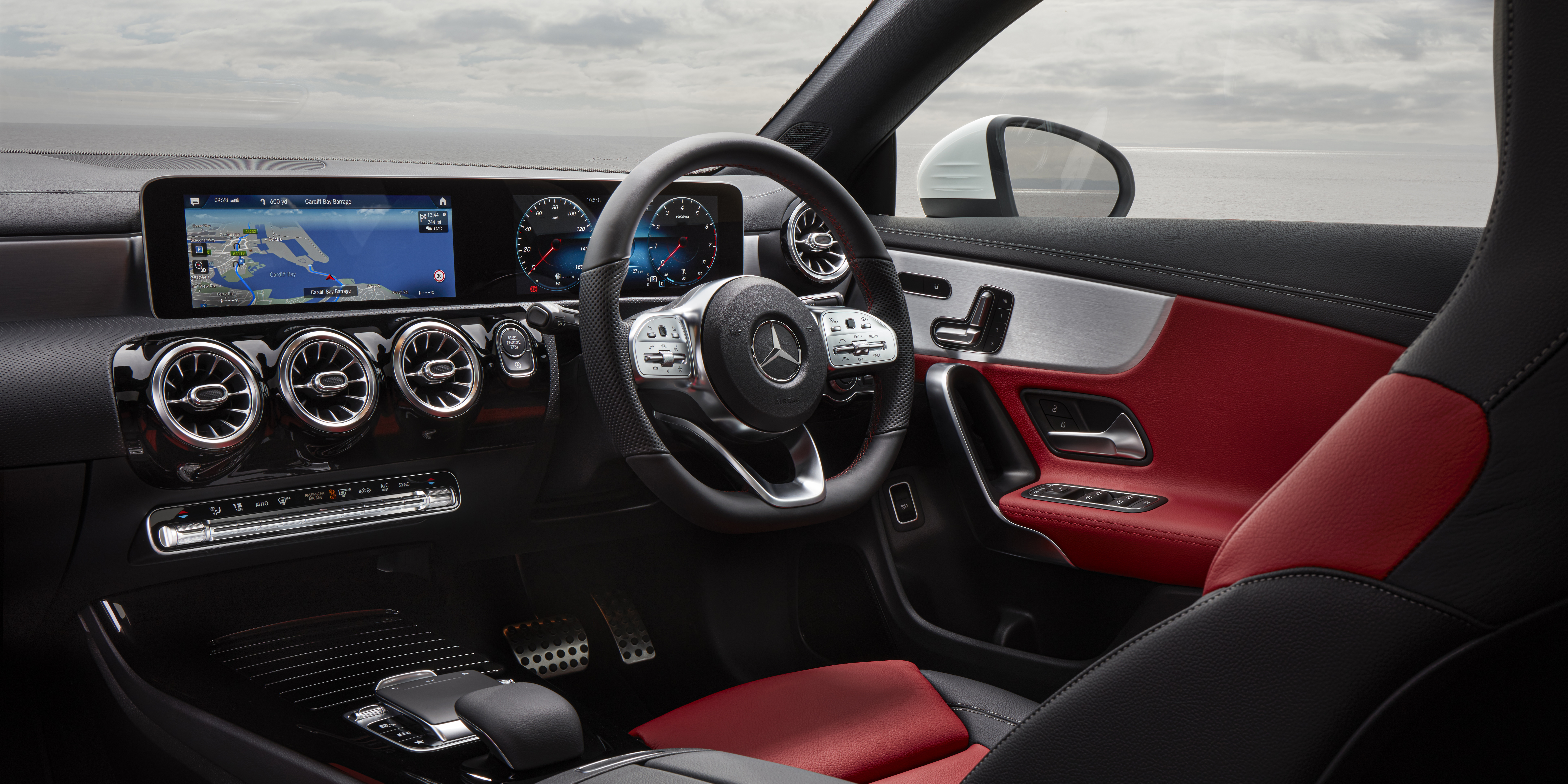 Mercedes-Benz CLA Review 2024 | Performance & Pricing | Carwow