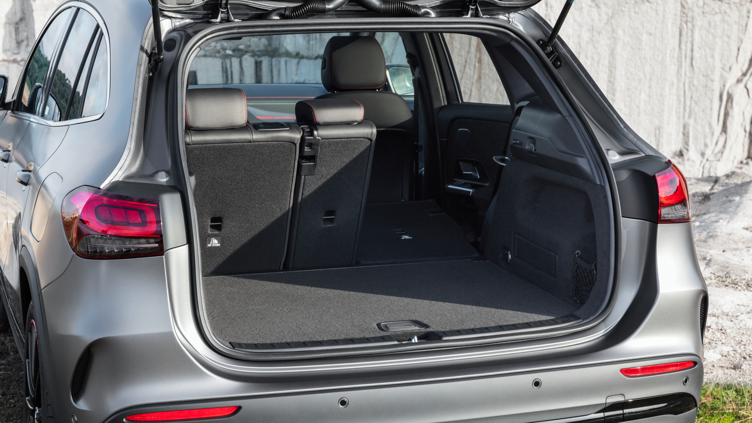 Mercedes GLA Review 2023 | Price, Interior & Boot Space | carwow