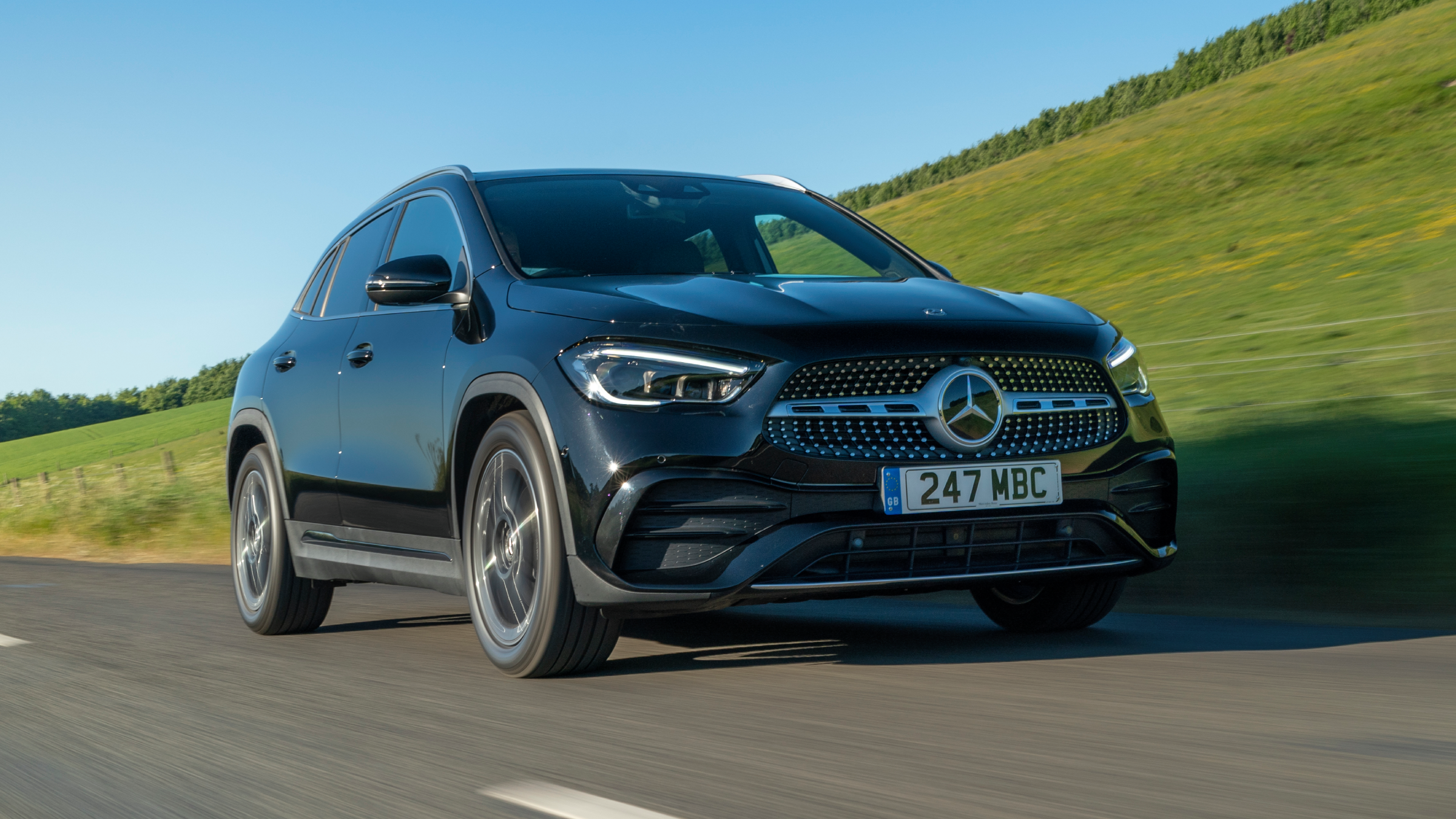 Mercedes GLA Review 2023 | Price, Interior & Boot Space | carwow