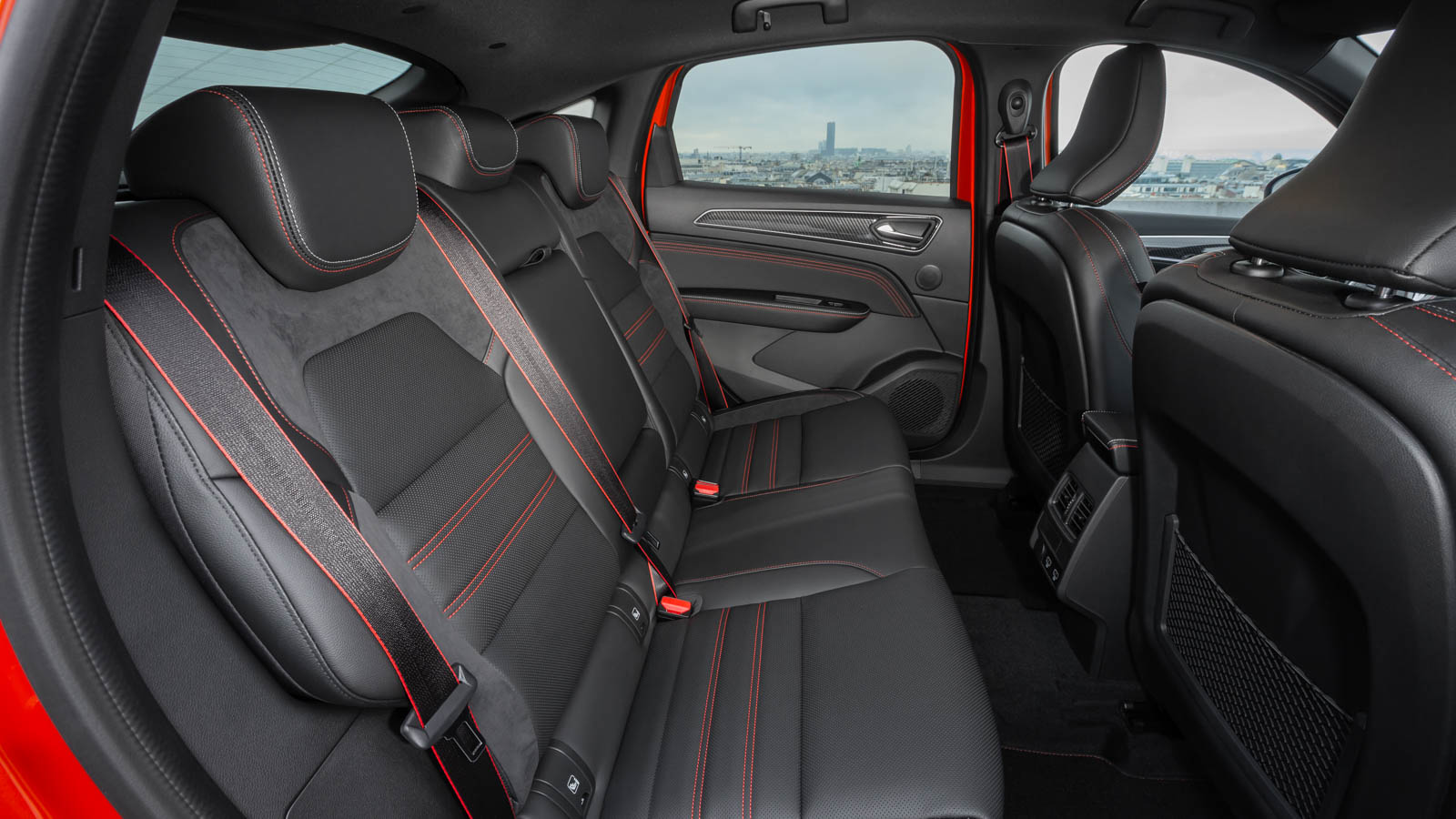 Renault Arkana Interior y Maletero | Carwow