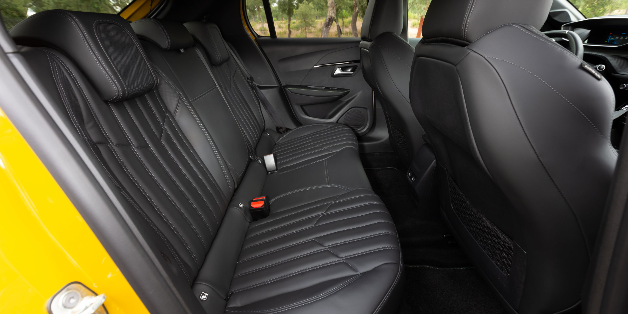 Peugeot 208 Review 2024 | Price, Interior & Boot Size | Carwow