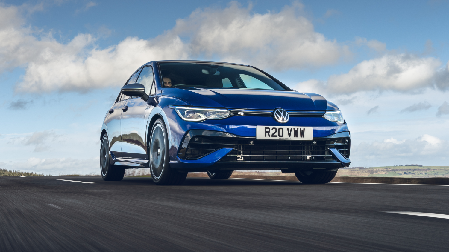 VW Golf R Review 2024 | Price, Interior & Performance | Carwow