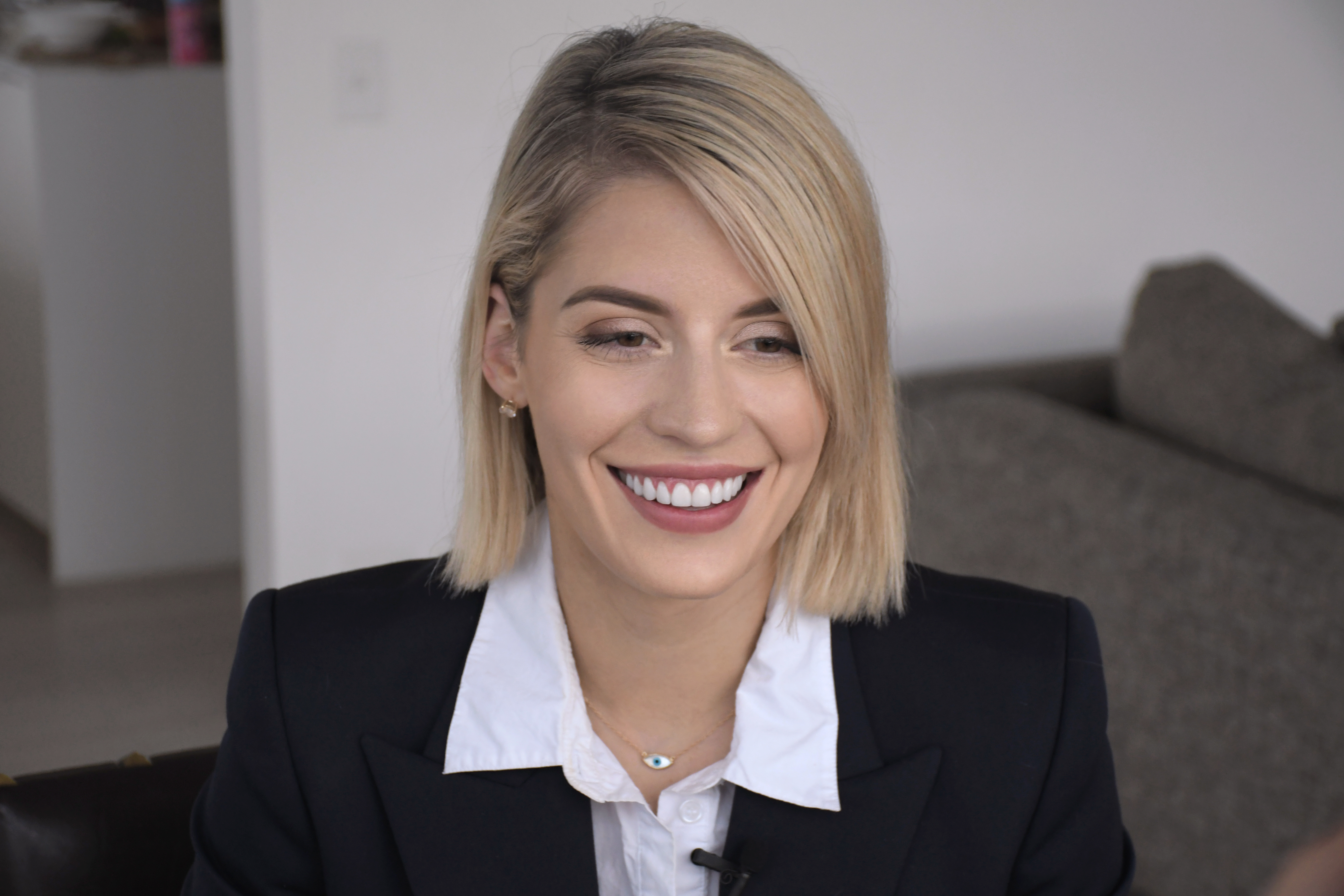 The Canted Smile: A Guide