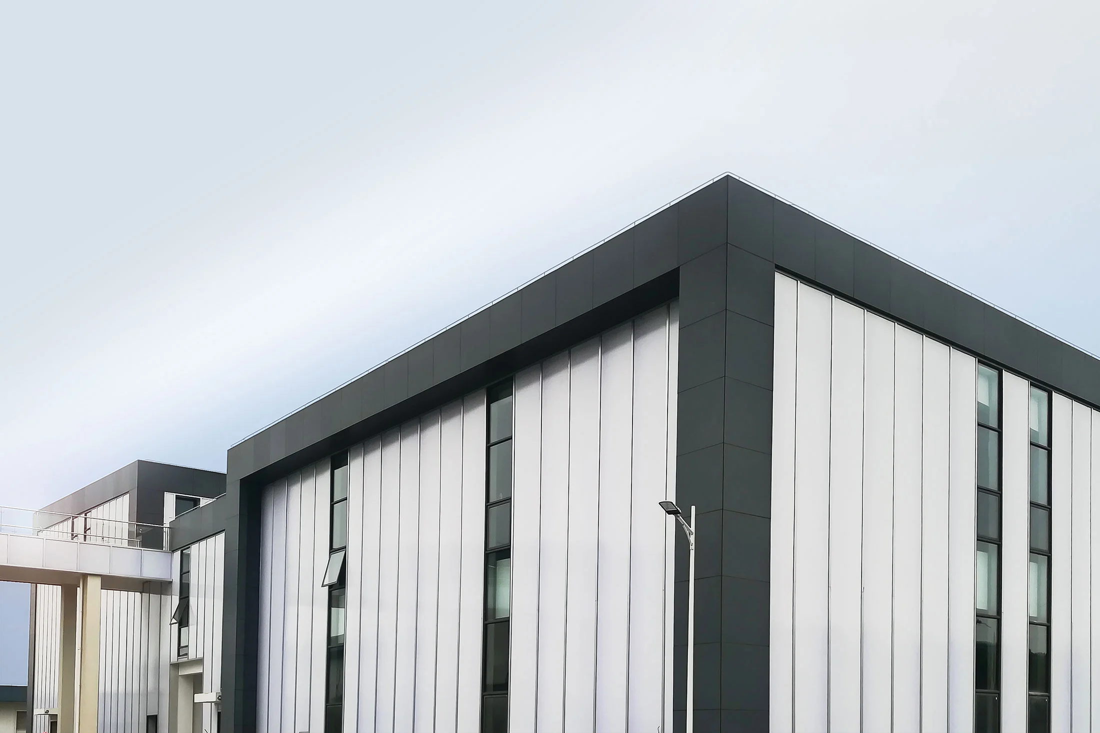 公司 | centrotherm