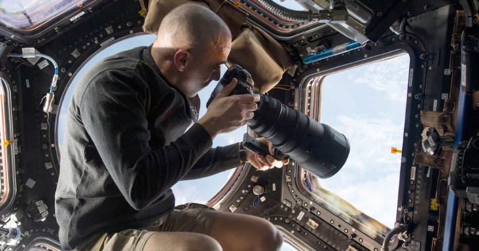 Windows on Earth: Showing Different Views from the International Space ...