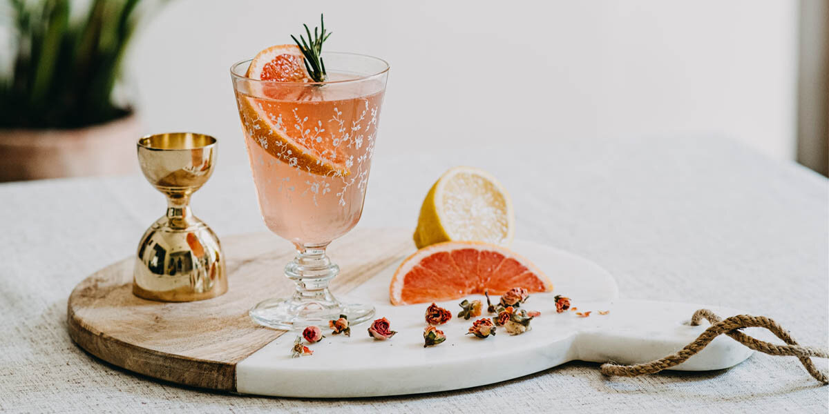We've found the ultimate mixers for pretty Spring gin cocktails ...