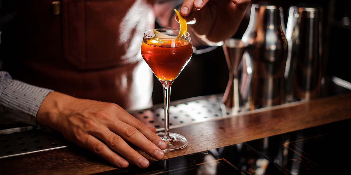 A sip of history: discover the fascinating story of gin through these ...