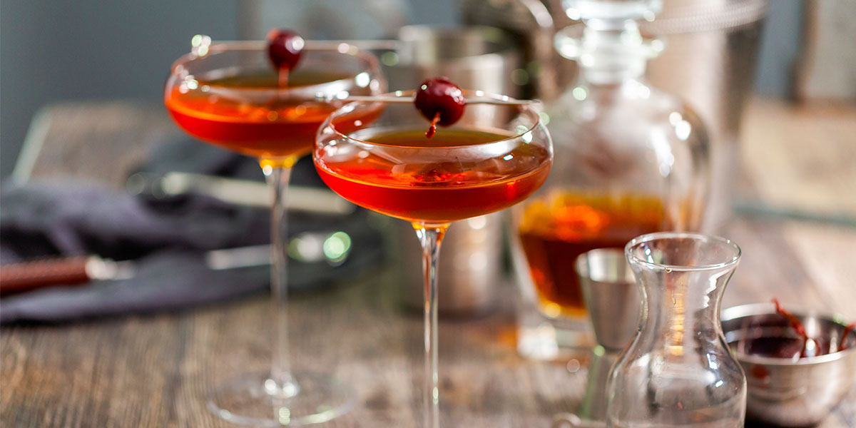 Apricot brandy is the secret ingredient in this warming gin cocktail ...