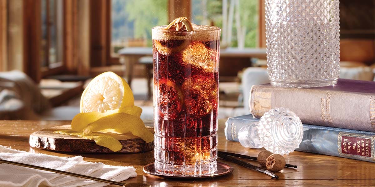How to serve Distillerie 3 Lacs Spiced Rum - Craft Gin Club | The UK's ...