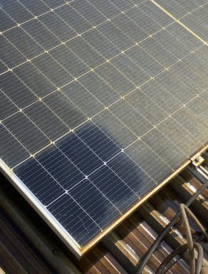Cleaning Solar Panels: Top 5 Soiling Challenges