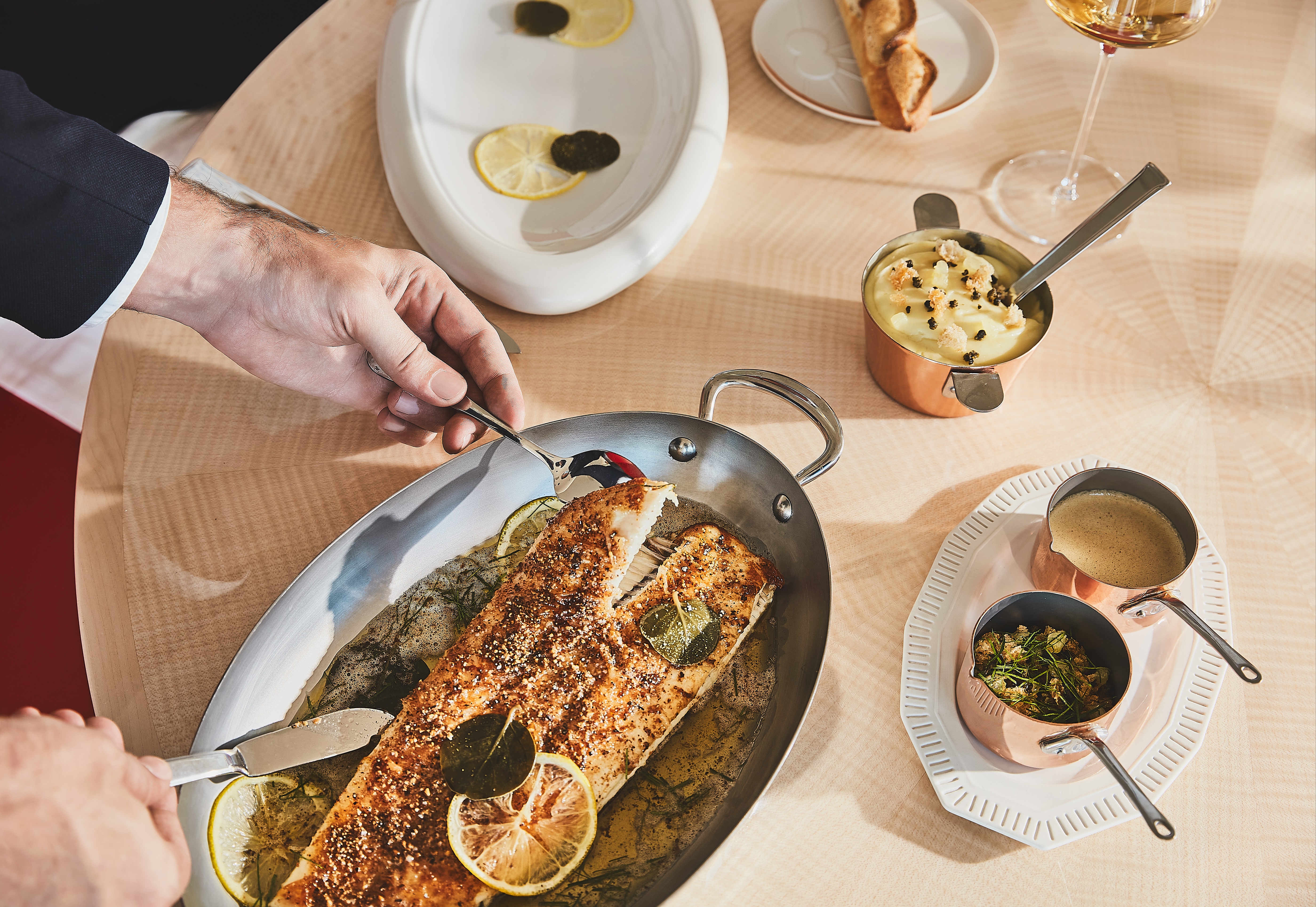 Le Tout-Paris Restaurant | Cheval Blanc Paris Hotel