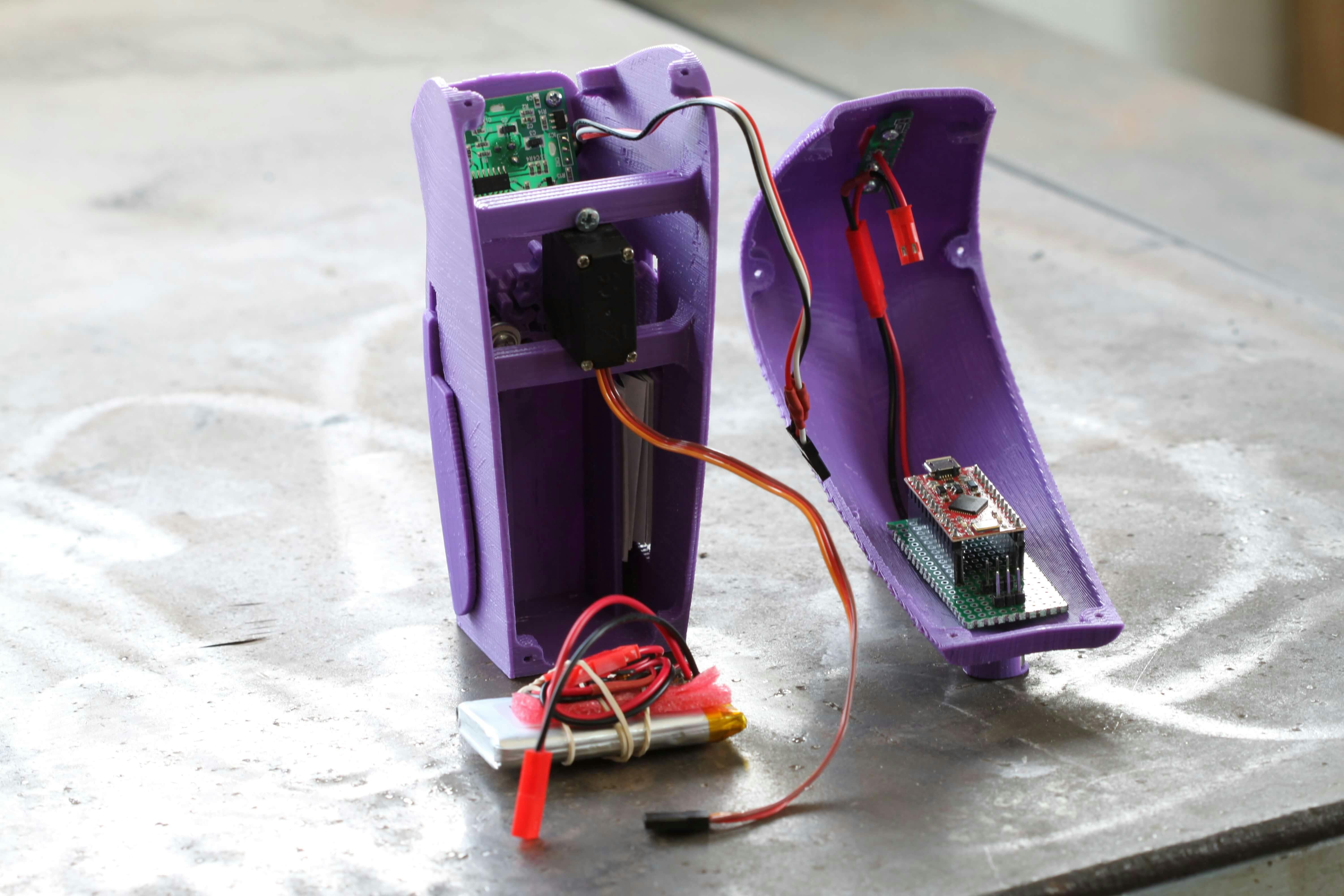 The Flying Manatee - A Creative Motion Detector for Your Workshop