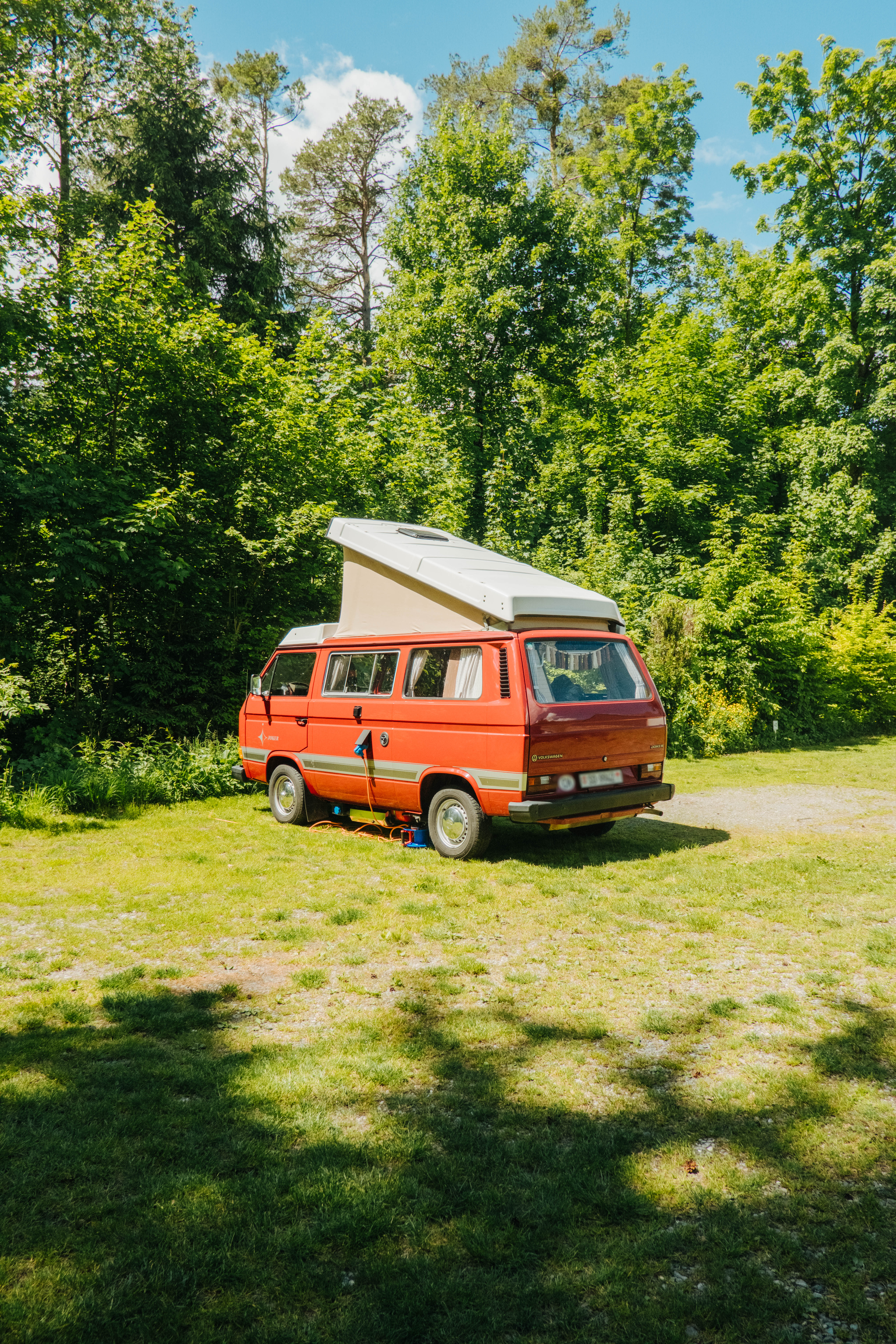 Camping zwischen Bergen, Bäumen und Quellen im Kurort Bad Ragaz ...