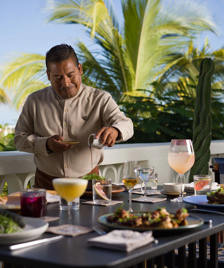 Clase Azul · Destinations