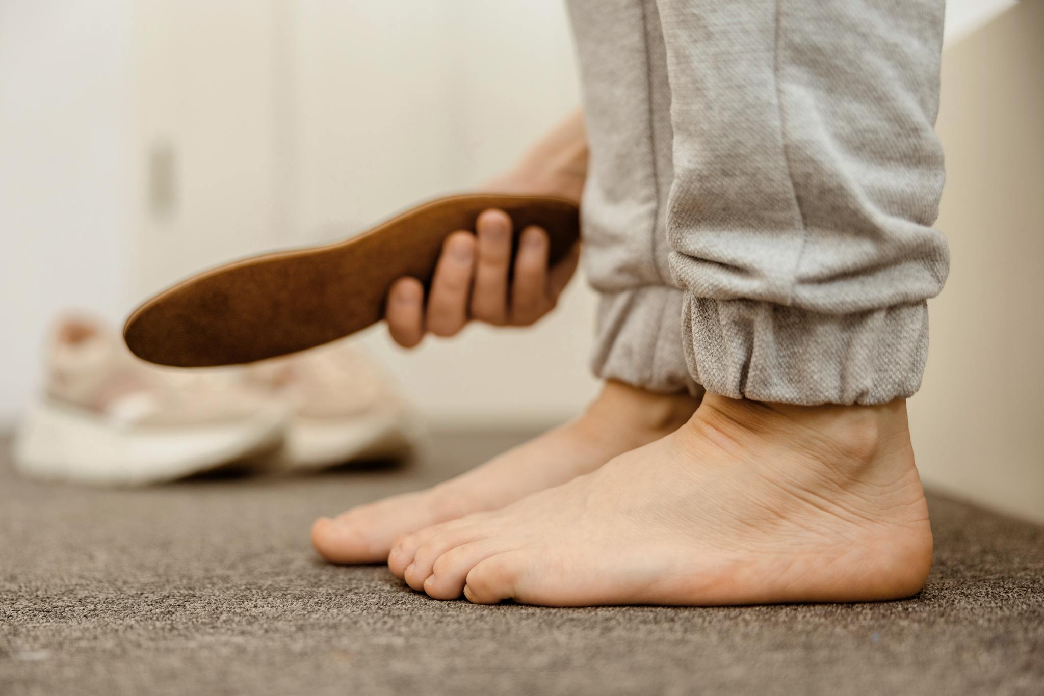 Flat Feet | Treatments, Symptoms, and Causes | CLS Health