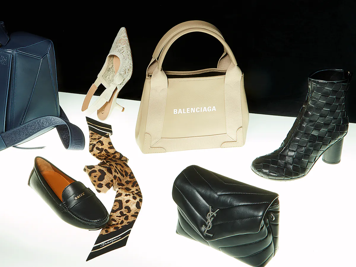 GILT - Resell your wardrobe and get rewarded