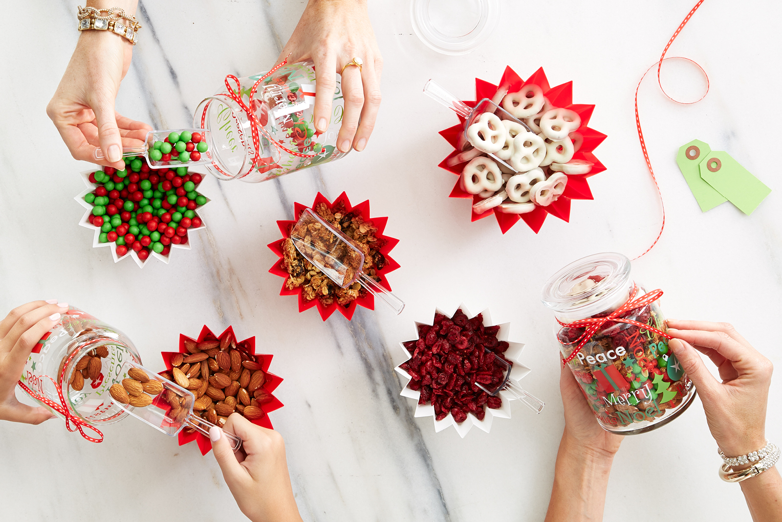Homemade Gifts Made Easy! Holiday Treats Perfectly Packaged | Container ...