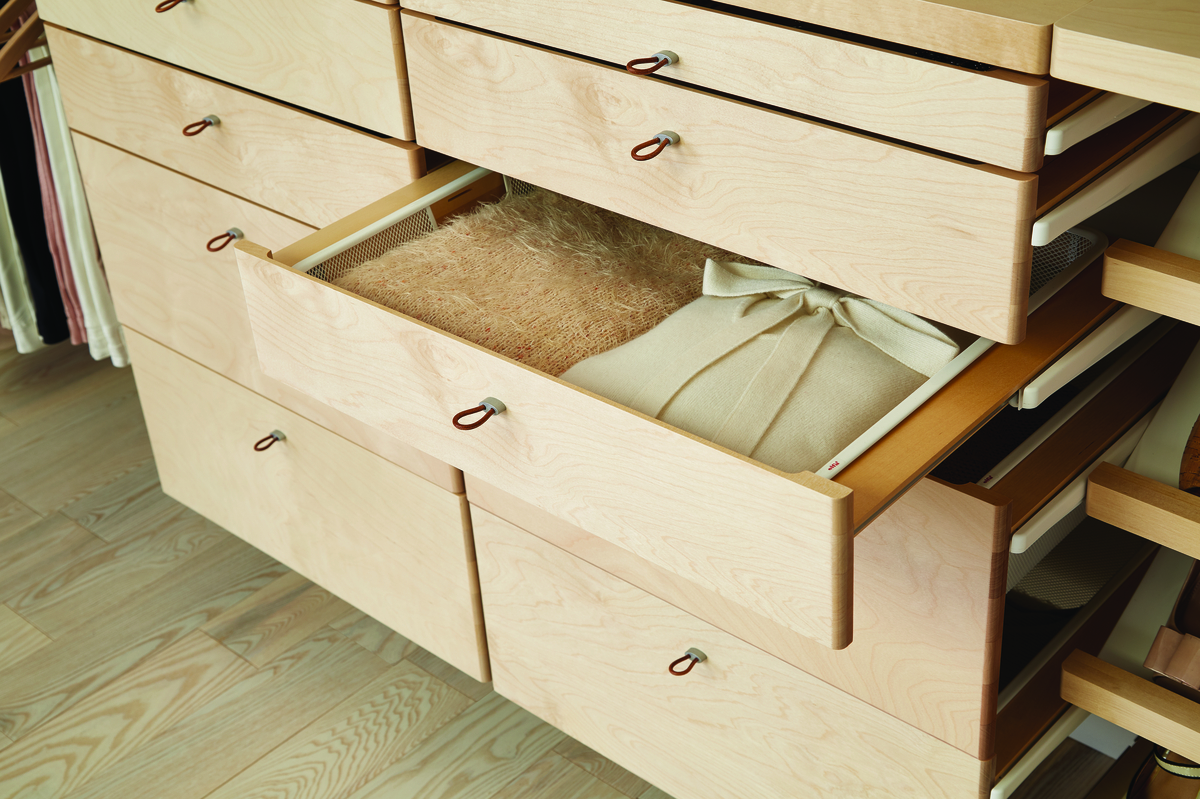 Elfa: The Perfect Closet Option for Apartment and Home Builders ...